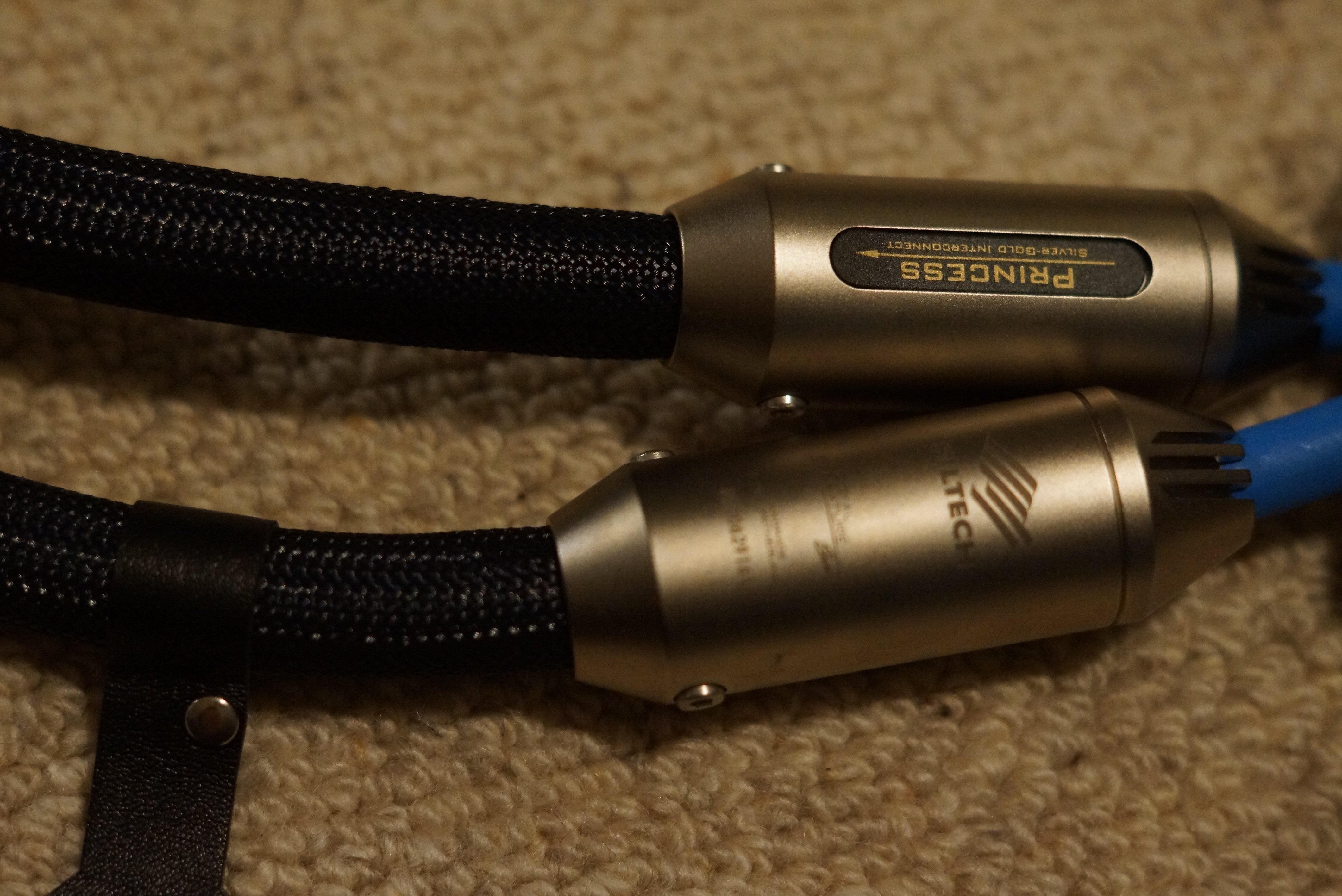 Siltech Cables Royal Signature Princess 0.75m Interconnect Cables (XLR) |﻿ Interconnects