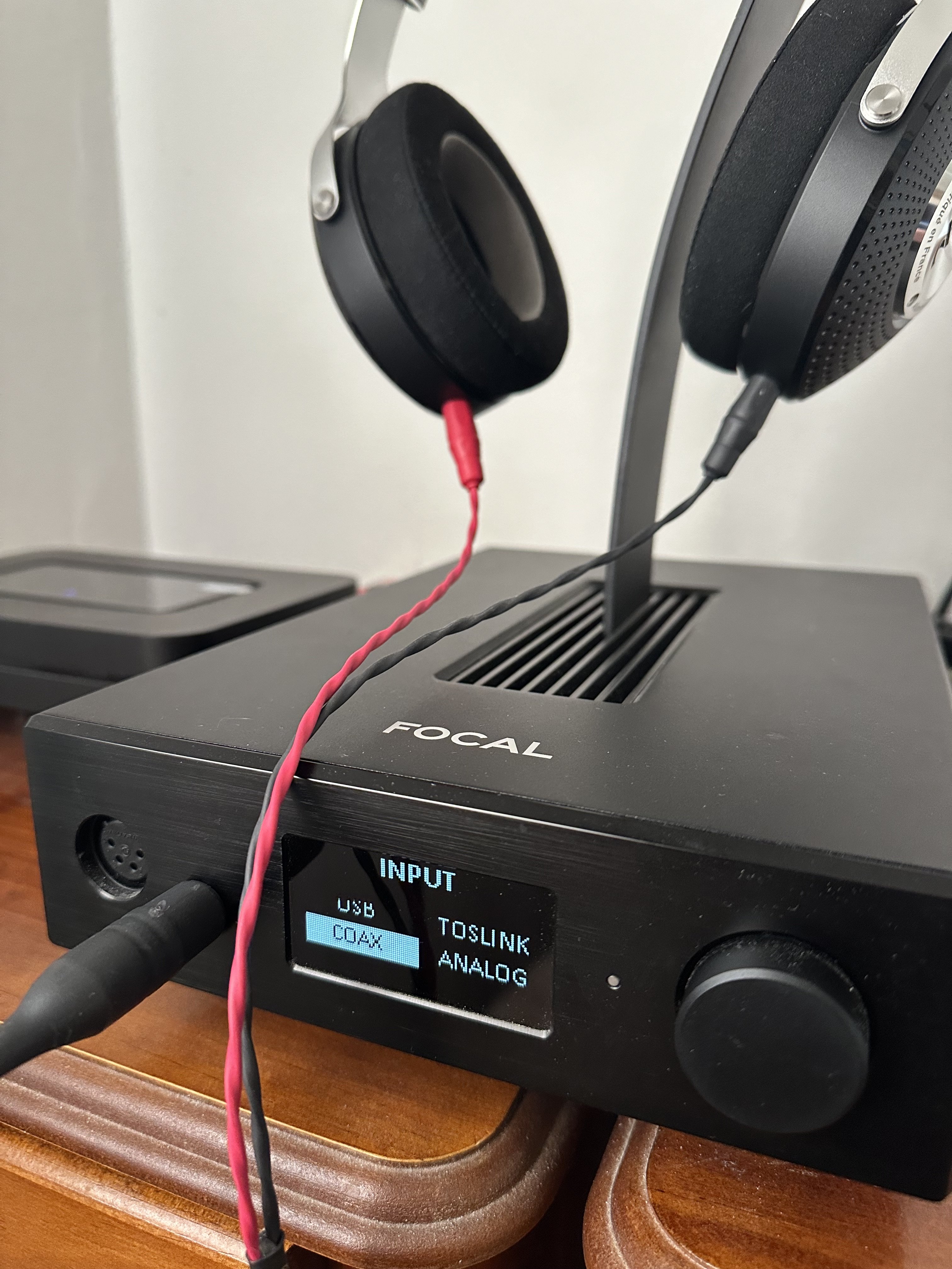 Focal Arche Headphone Amplifier - Headphone Amps & DACs - StereoNET