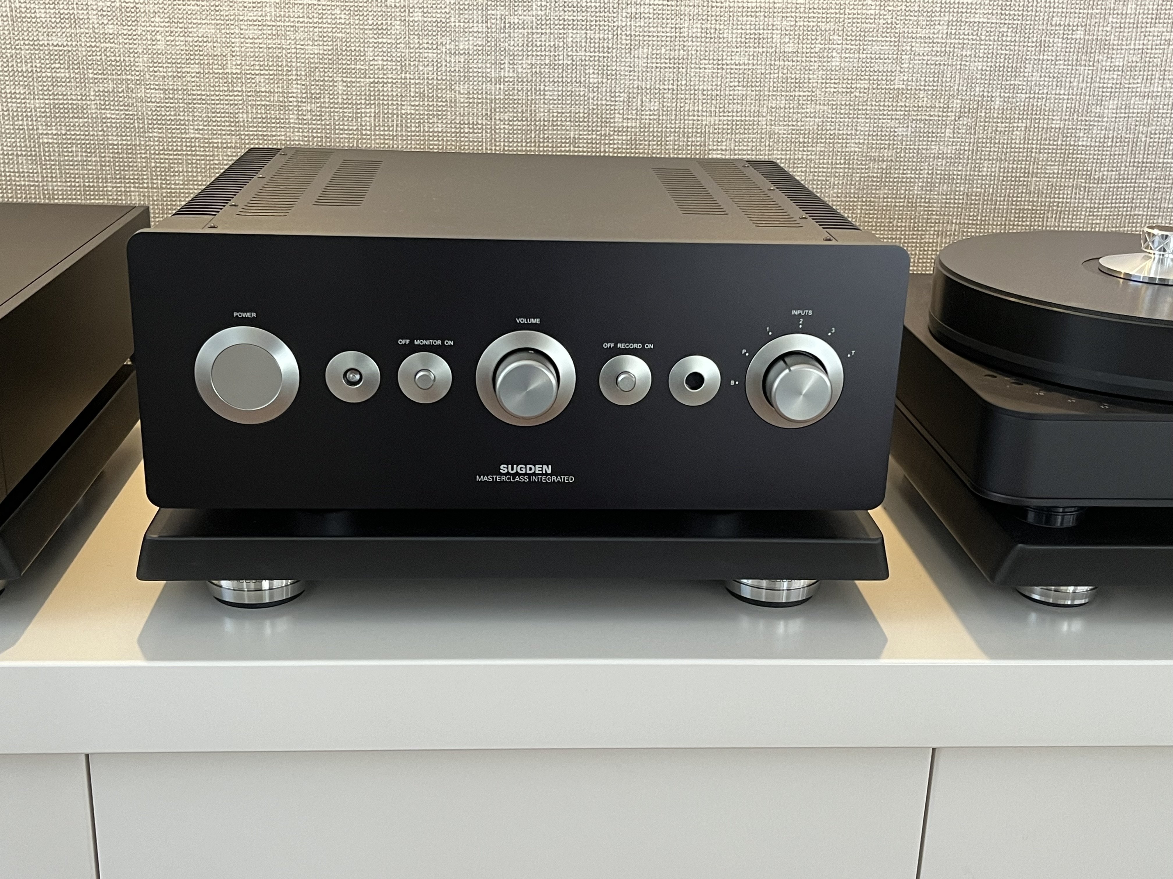 Sugden Masterclass IA-4 Integrated Amplifier |﻿ Integrated Amplifiers