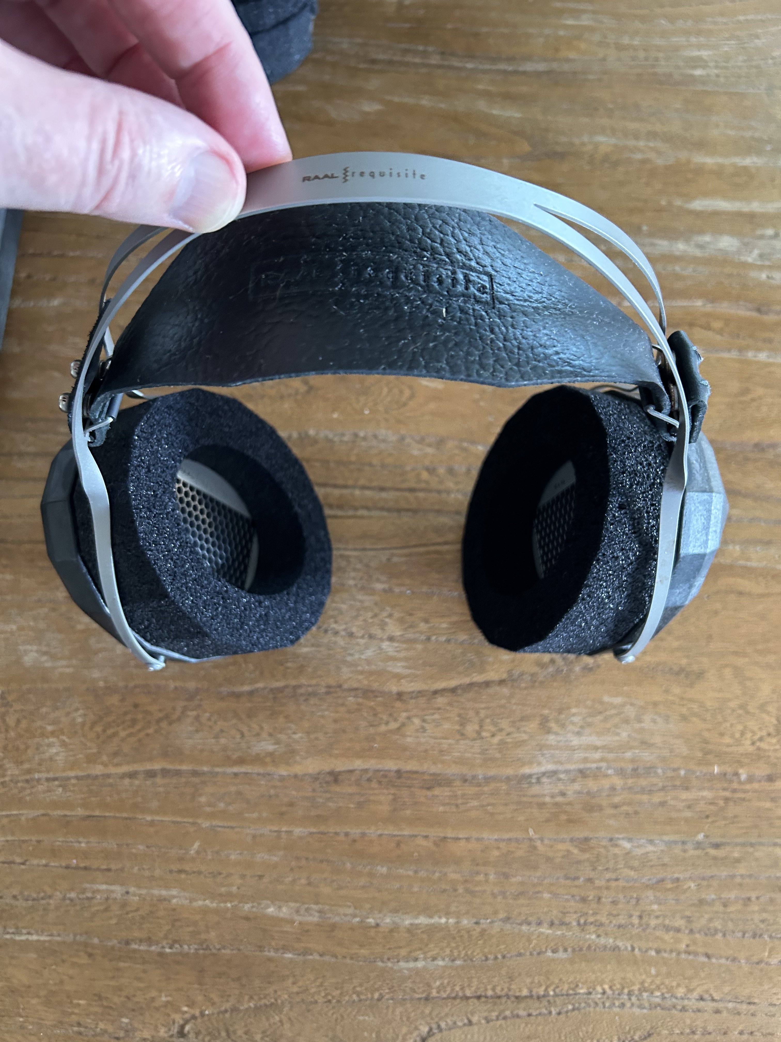 RAAL-requisite CA-1a Circum-Aural Ribbon Headphones - Over/On Ear ...