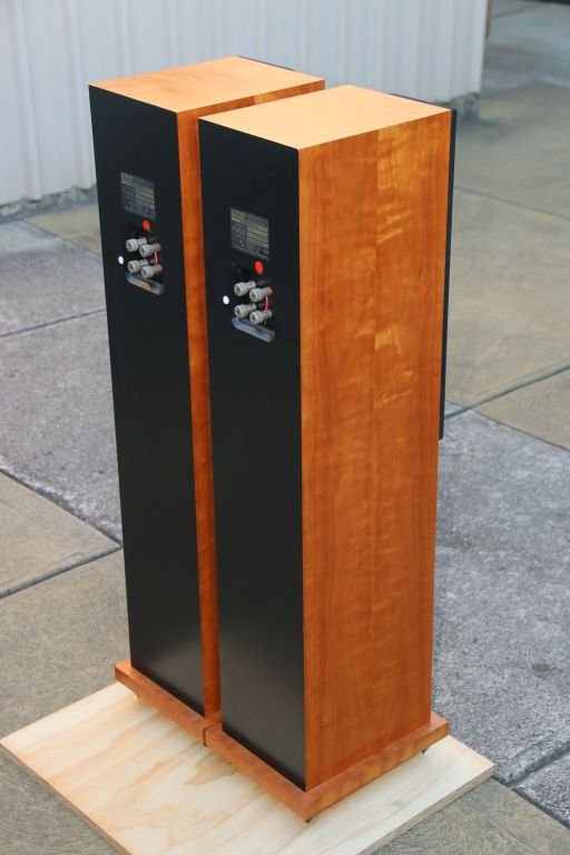 Proac D15 Floorstanding Loudspeakers |﻿ Floorstanders