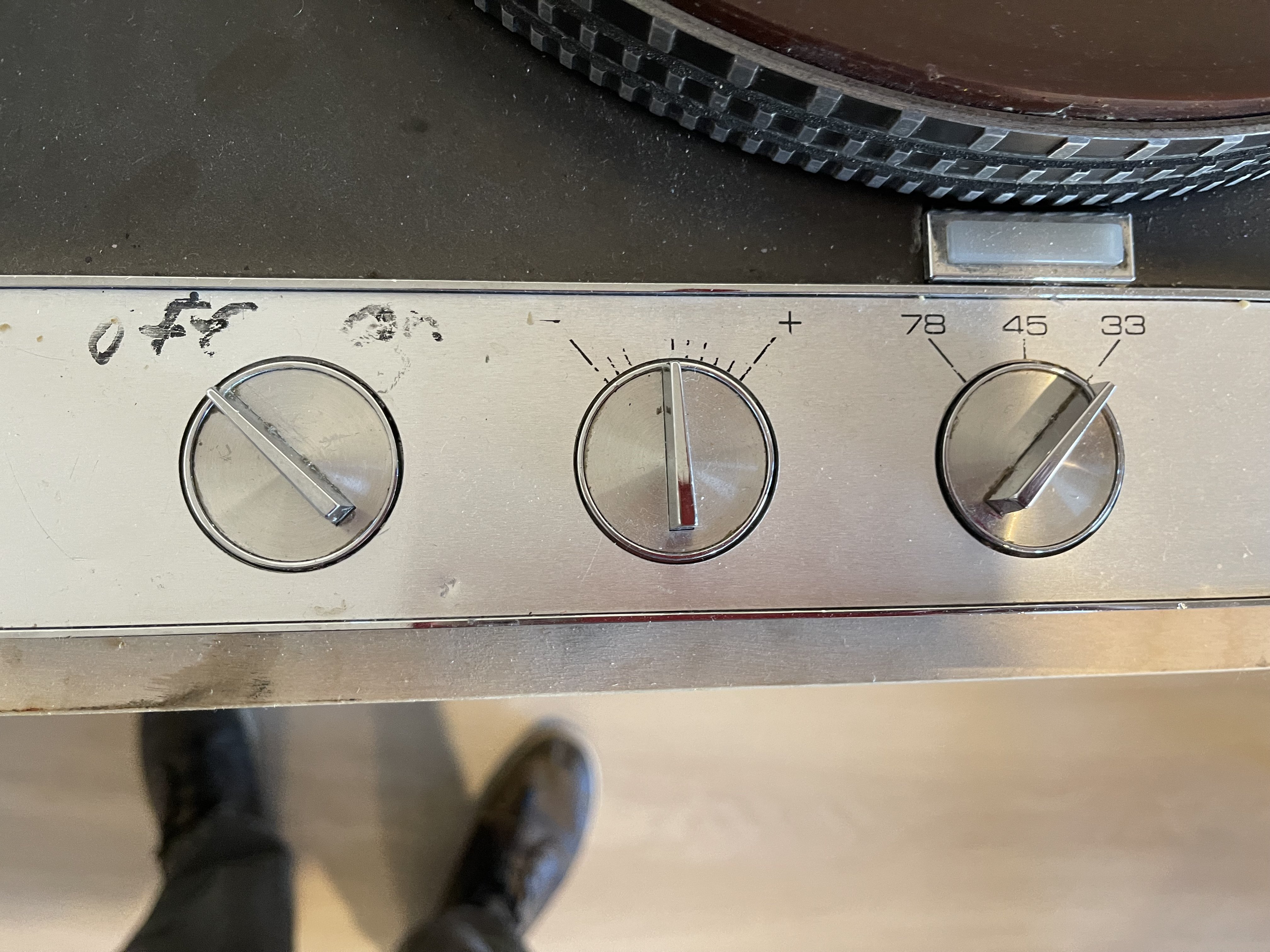 Garrard 401 Turntable - Turntables & Record Players - StereoNET