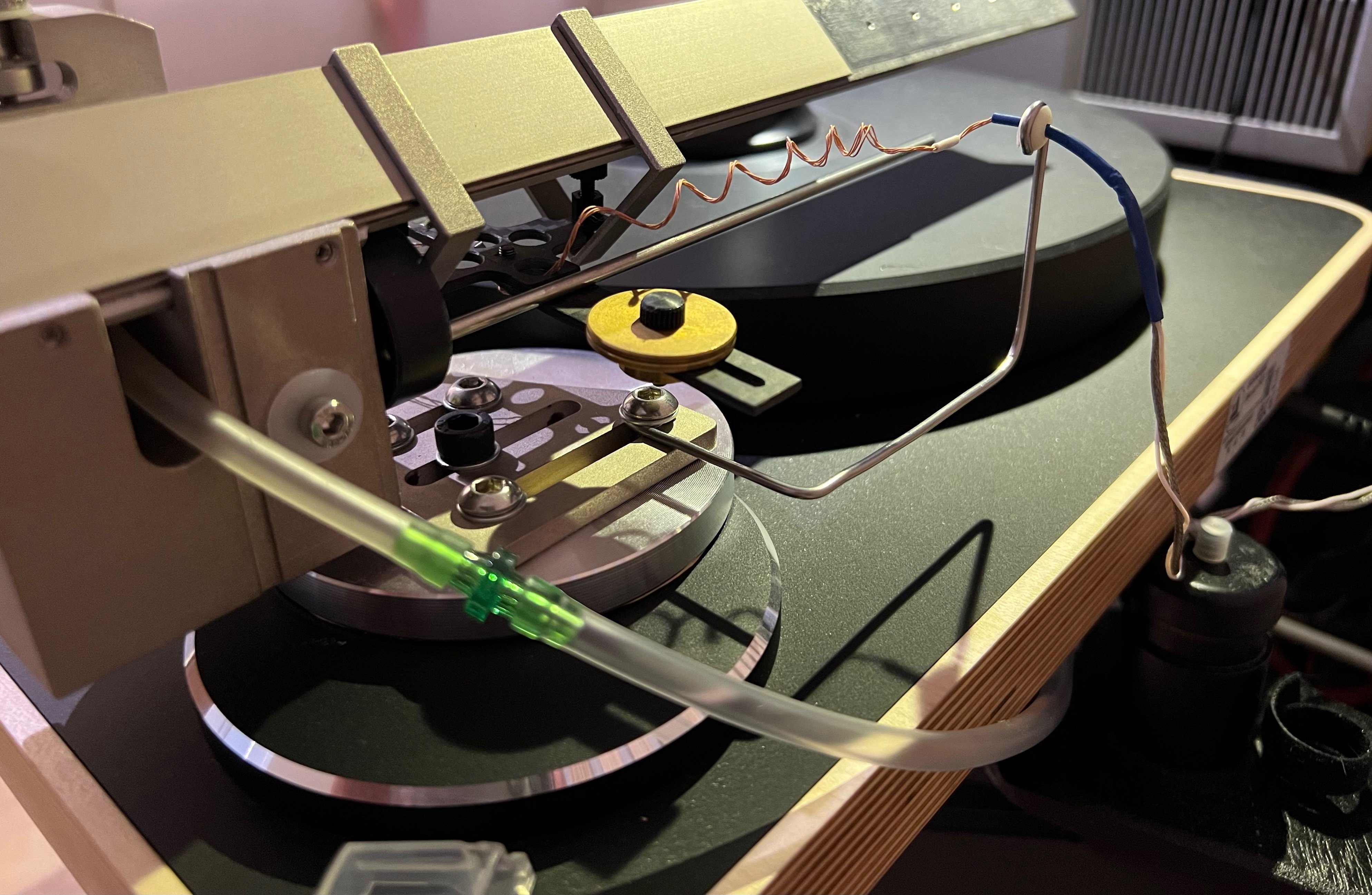 TERMINATOR linear-tracking, air-bearing tonearm |﻿ Turntables, Record ...