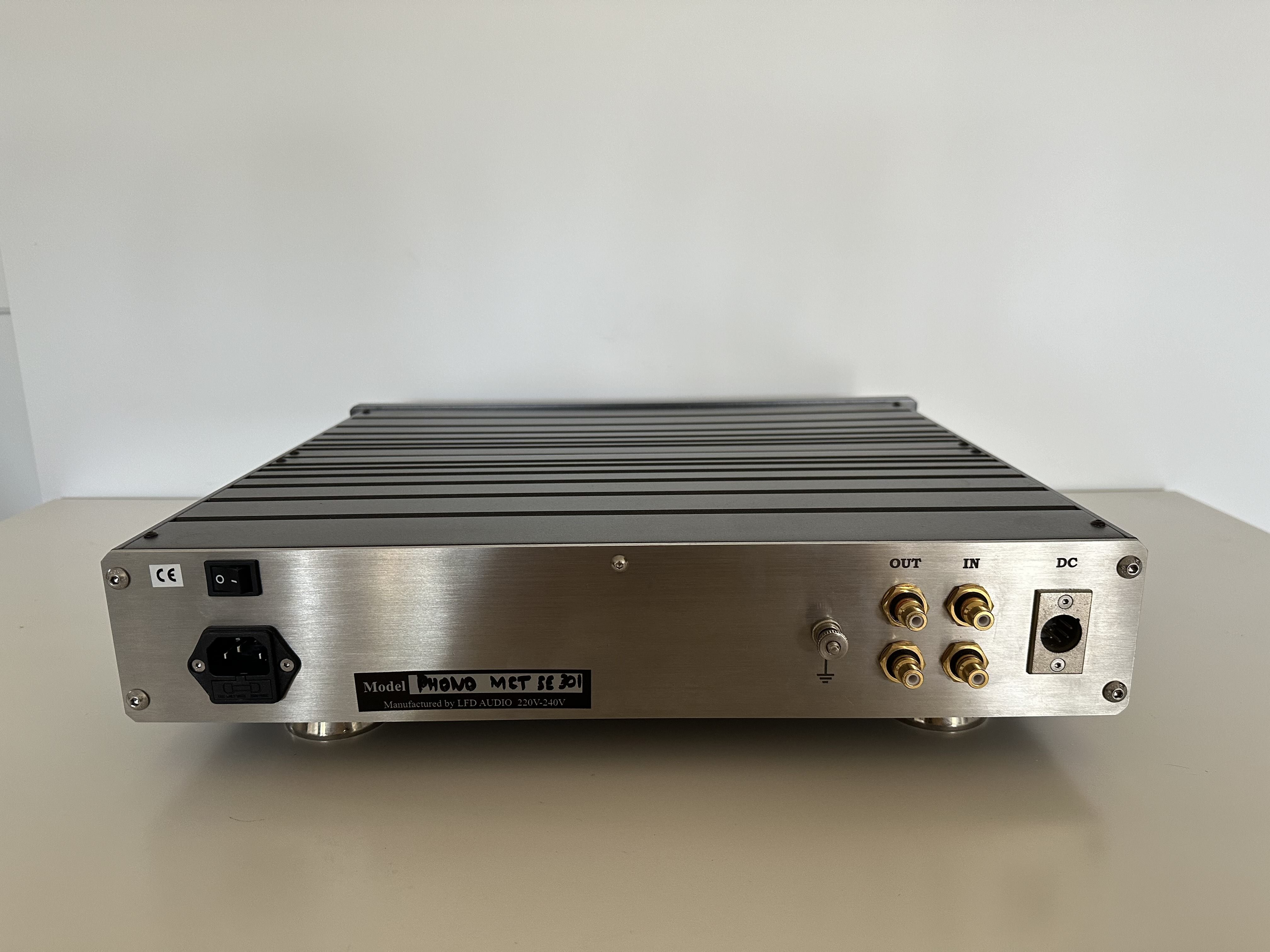 LFD Audio MCT SE Phono Preamplifier - Phono Amplifiers - StereoNET