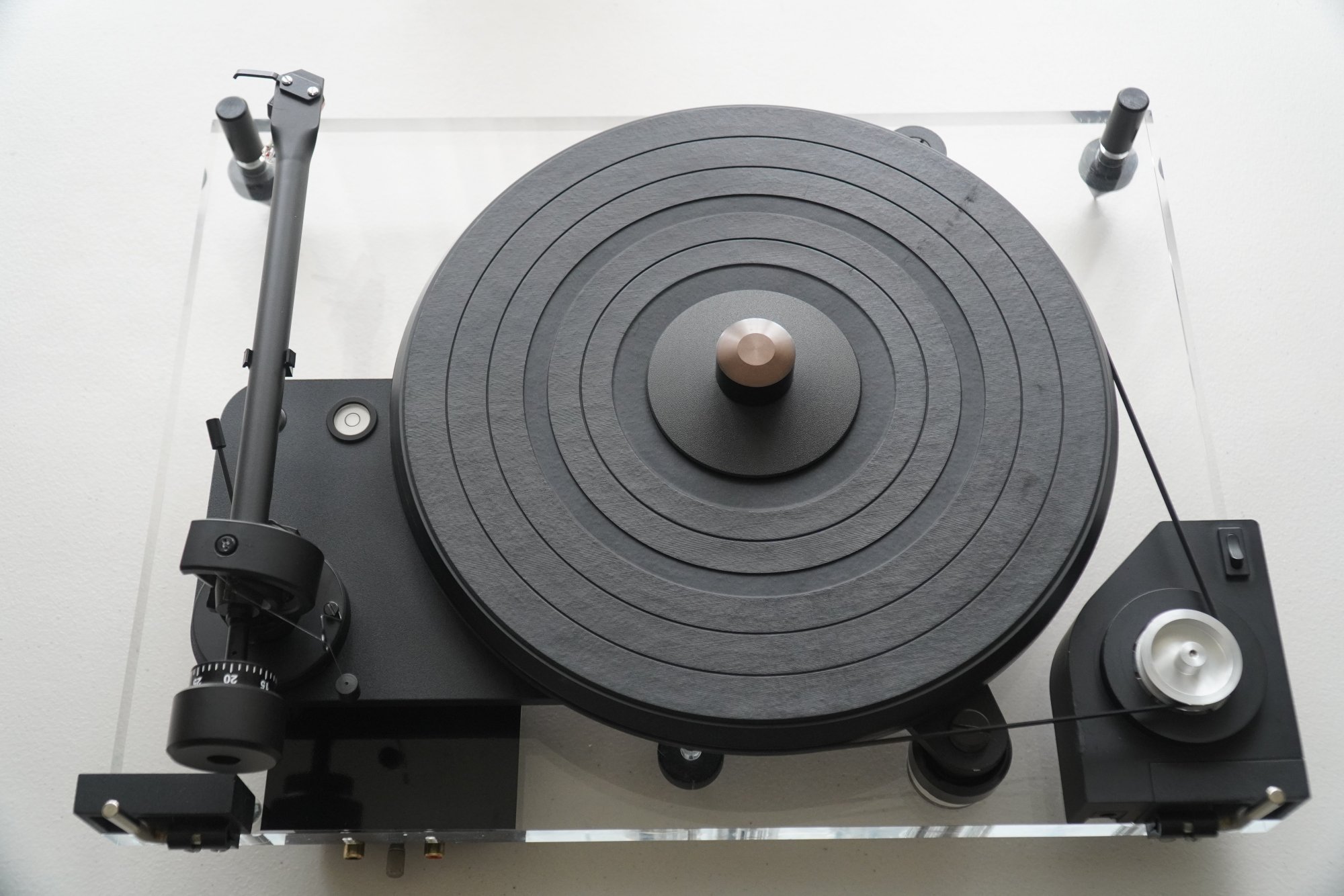 Pro-Ject 6.9 Perspective Turntable - Turntables & Record Players ...