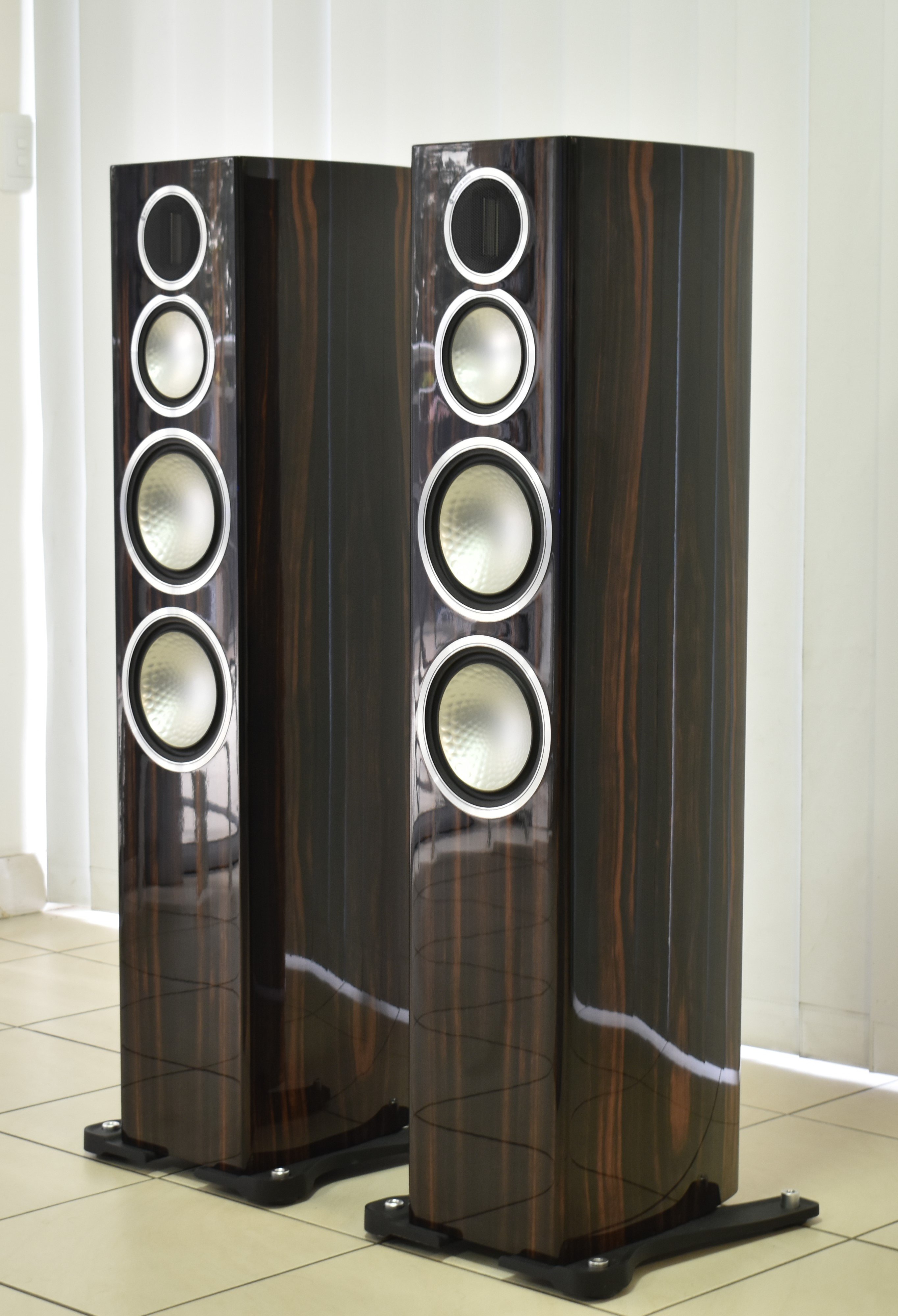 Monitor Audio Gold 300 4G Floorstanding Loudspeakers |﻿ Floorstanders