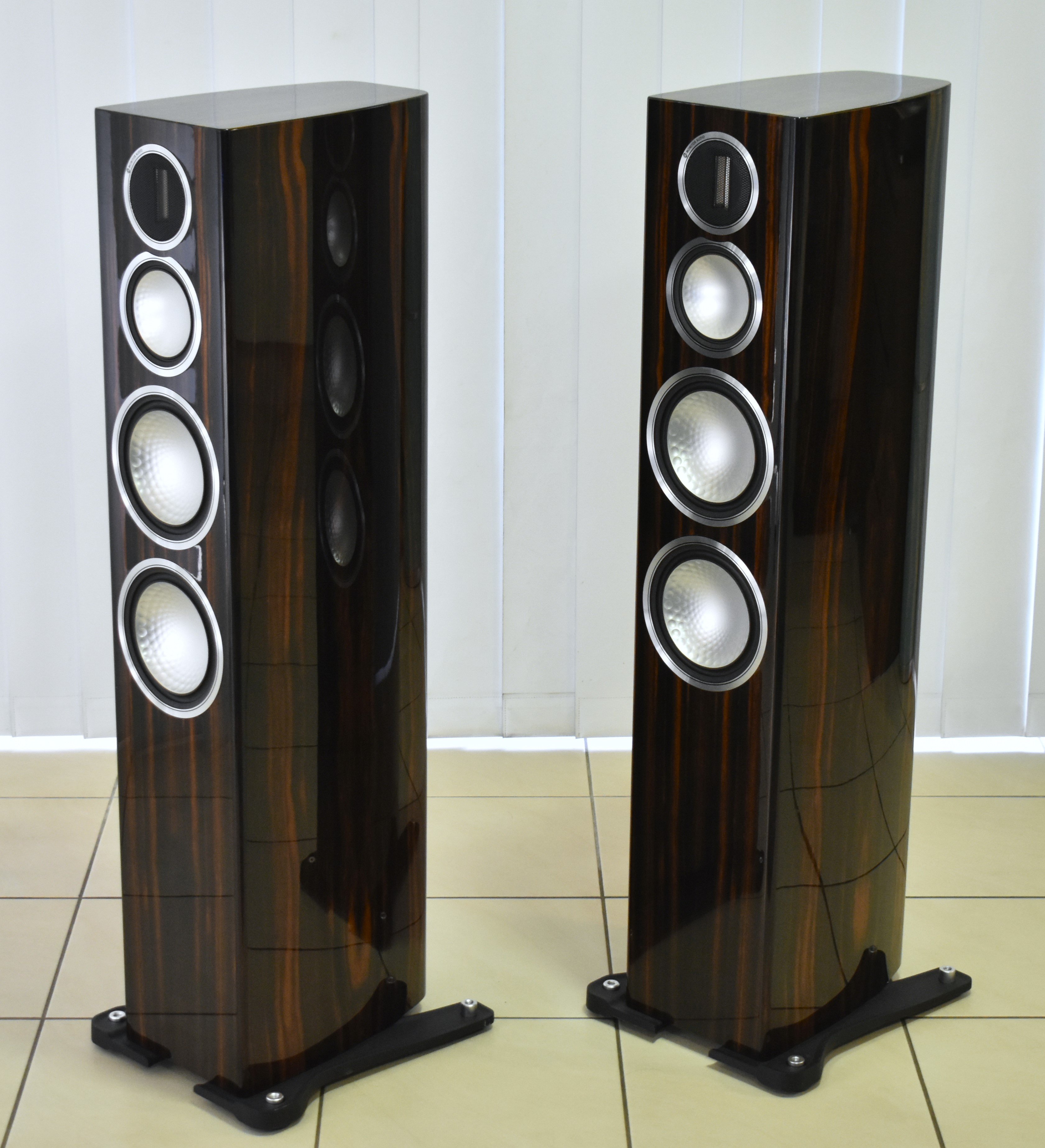 Monitor Audio Gold 300 4G Floorstanding Loudspeakers |﻿ Floorstanders