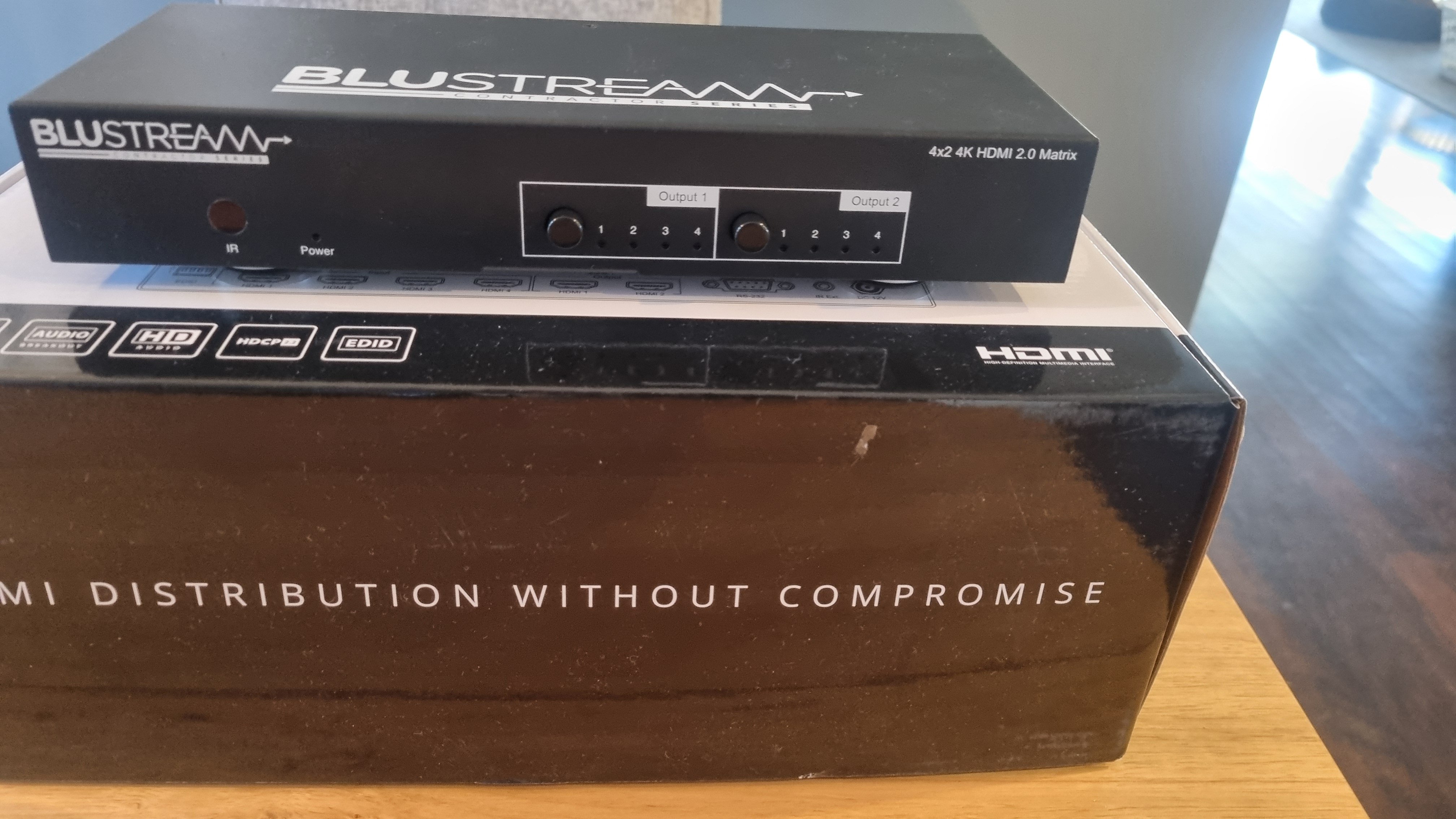 Blustream CMX42AB HDMI Switch - Video Processing & Calibration - StereoNET