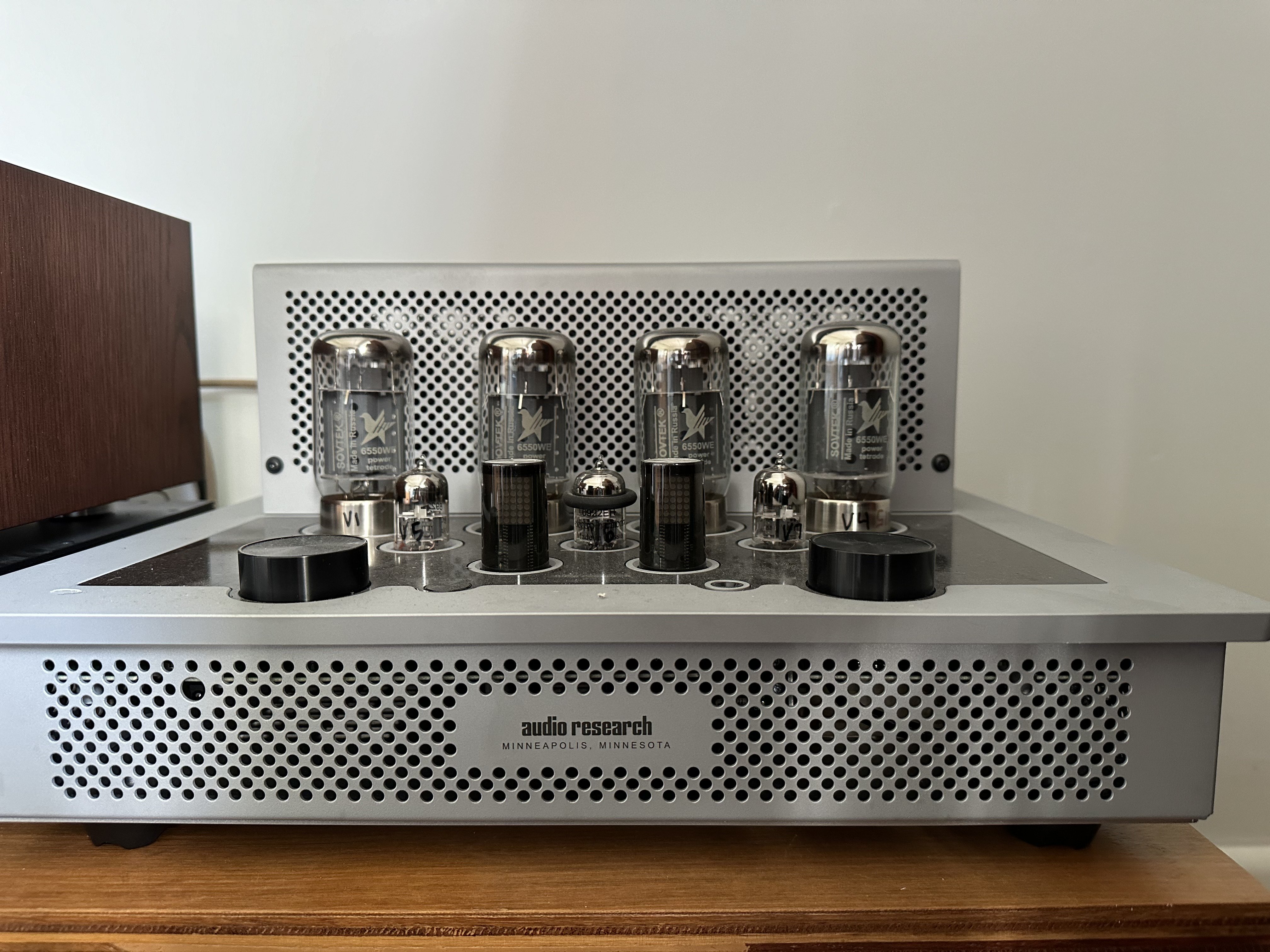 Audio Research I/50 Integrated Amplifier (Valve) - Integrated ...