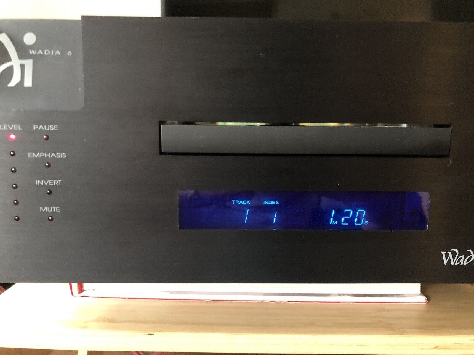 Wadia 6CD Player |﻿ CD/SACD Players & Transport