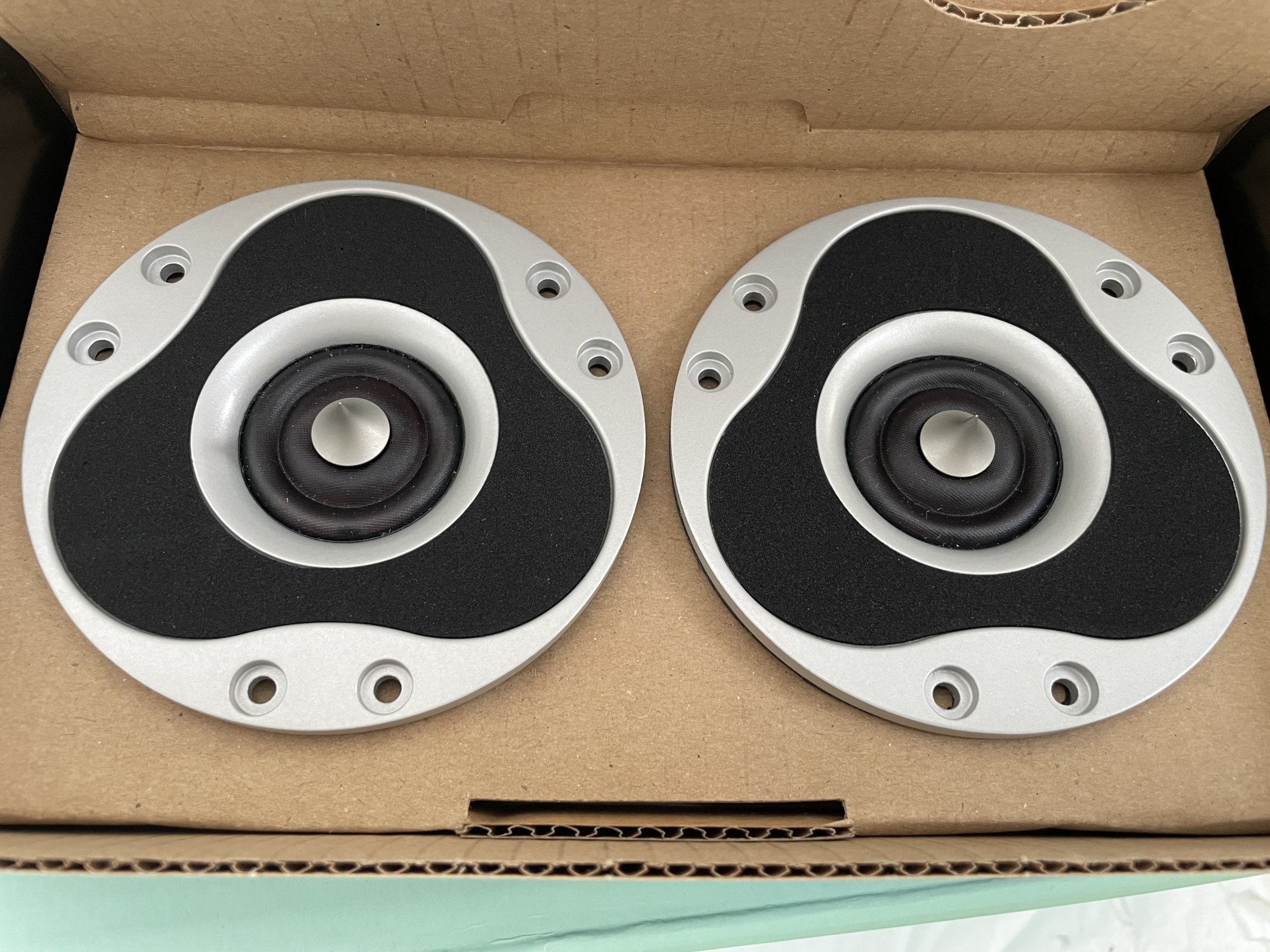 Scanspeak R3004/662001 Tweeter - Raw / Individual Drivers - StereoNET