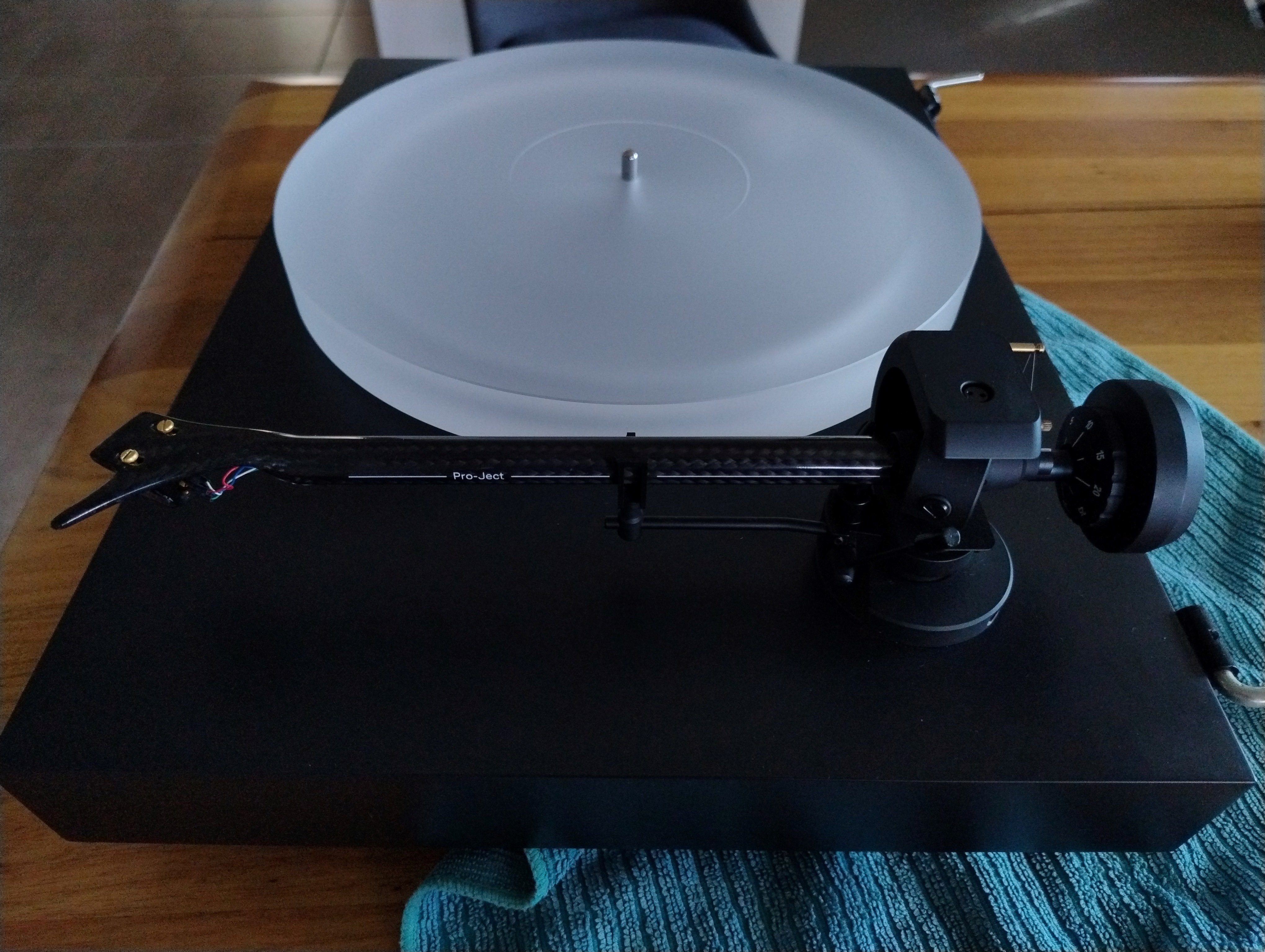 Pro-Ject Pro-ject X2 Matt Black Turntable and Tonearm Package ...