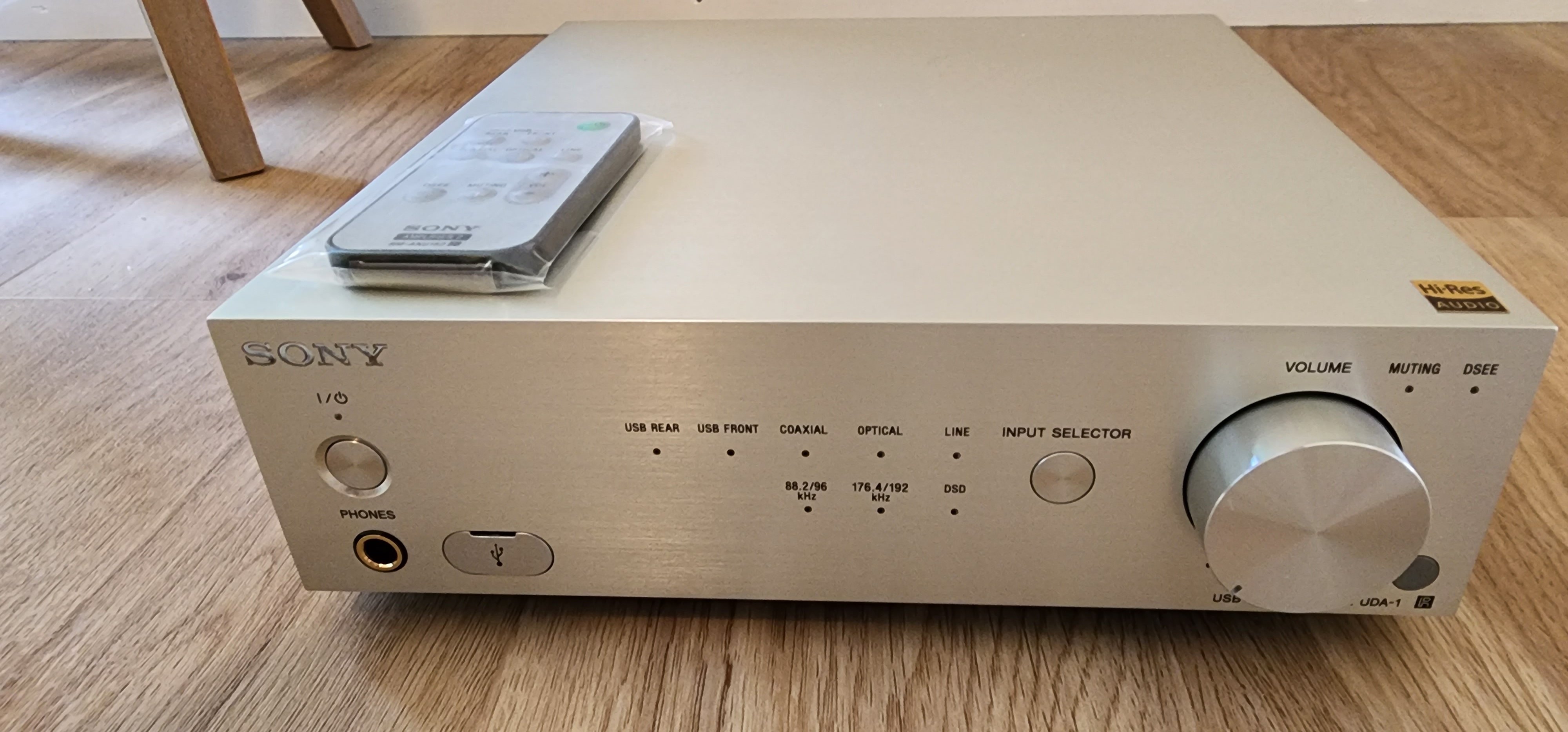 Sony UDA-1 Integrated Amplifier (Solid State) - Integrated Amplifiers ...