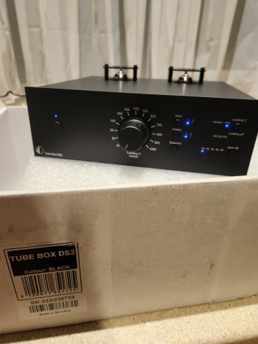 Pro-Ject Tube Box DS2 [Black] Phono Preamplifier - Phono Amplifiers ...