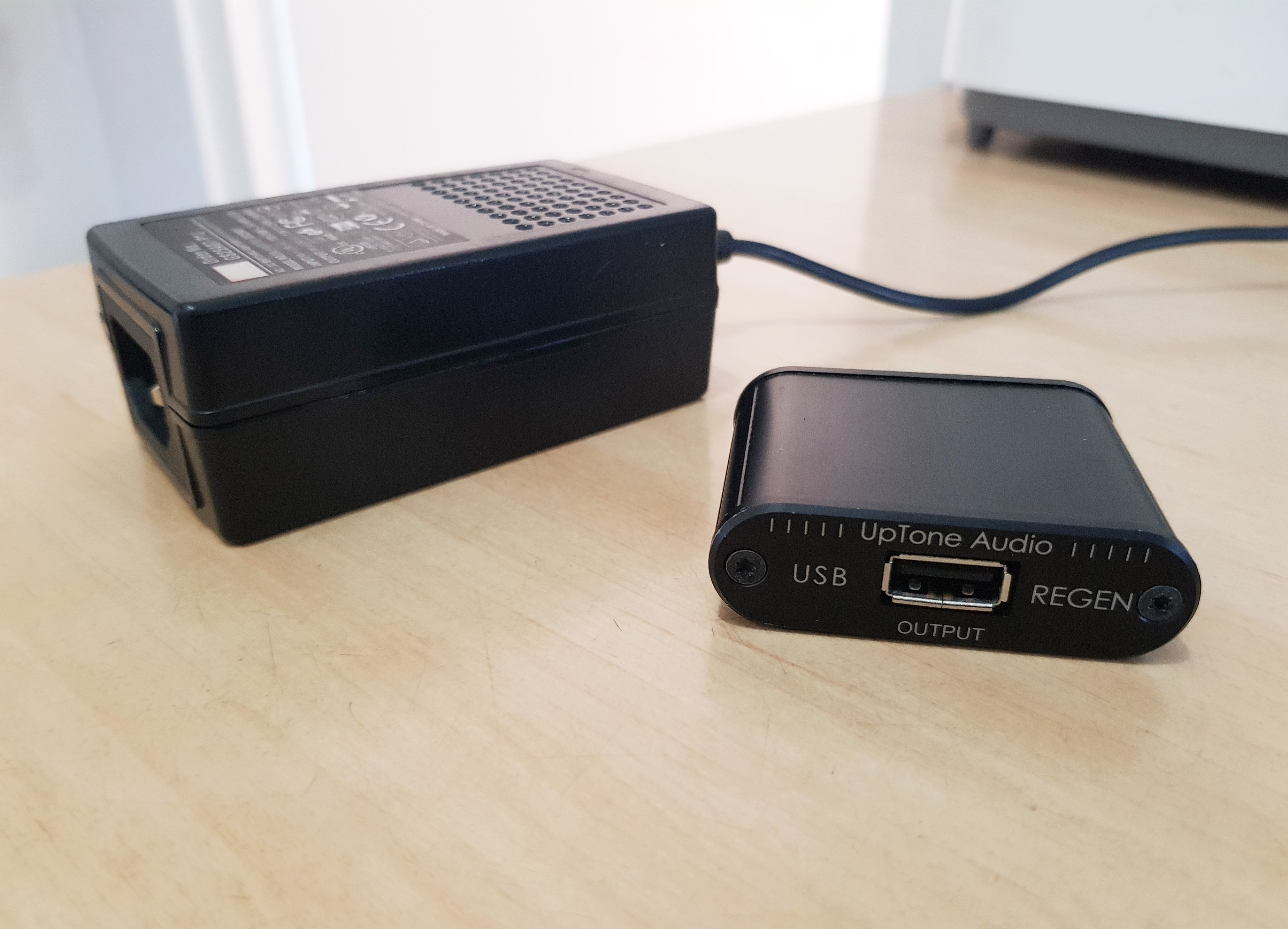 Uptone Audio USB REGEN Regenerator - Tweaks / Tuning - StereoNET