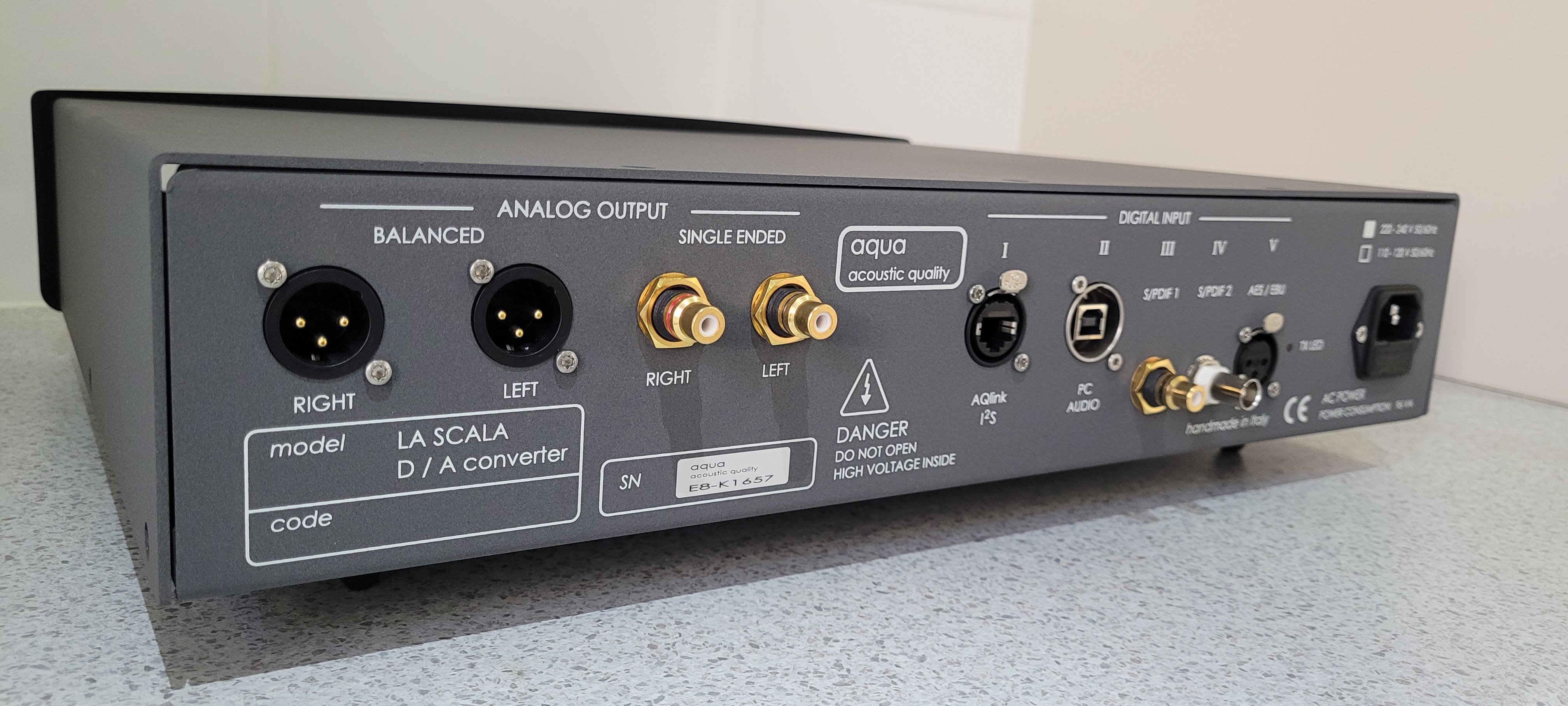 Aqua Acoustic Aqua La Scala MKII Optologic DAC - DACs and Streamers - StereoNET