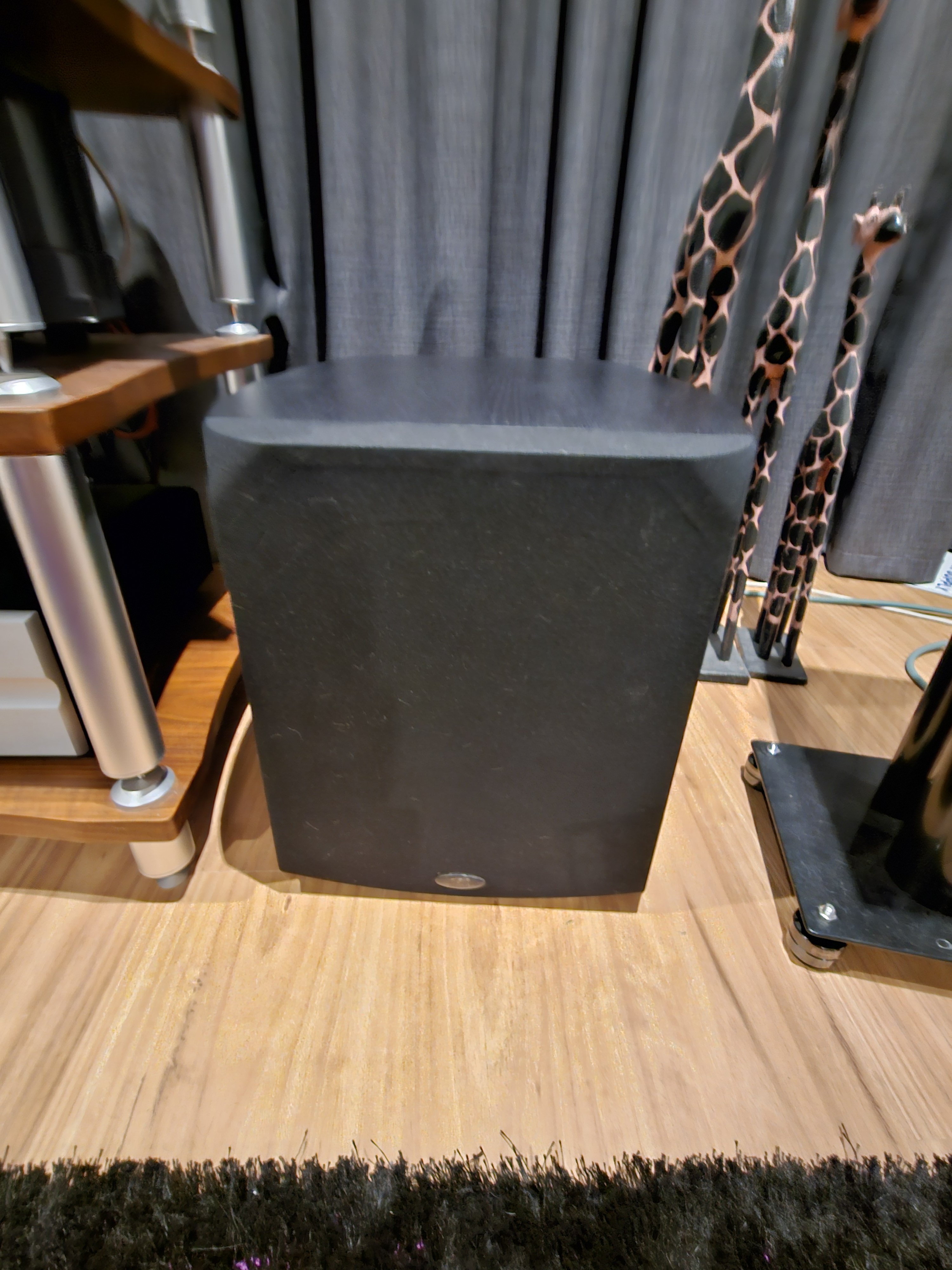 Paradigm Sub 12 Subwoofer (Active / Powered) - Subwoofers - StereoNET