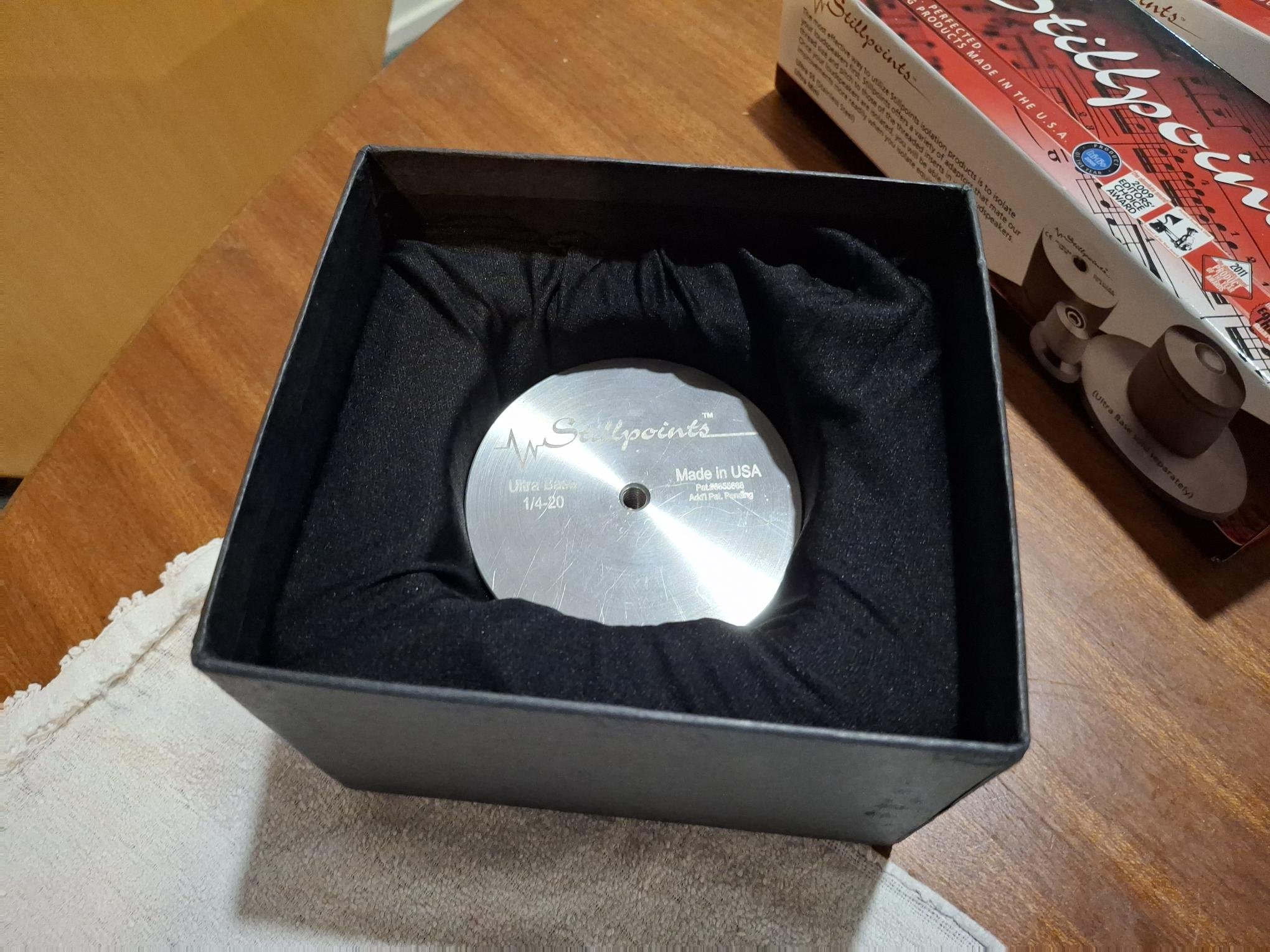 Stillpoints ULTRA BASE Isolation Devices |﻿ Tweaks / Tuning