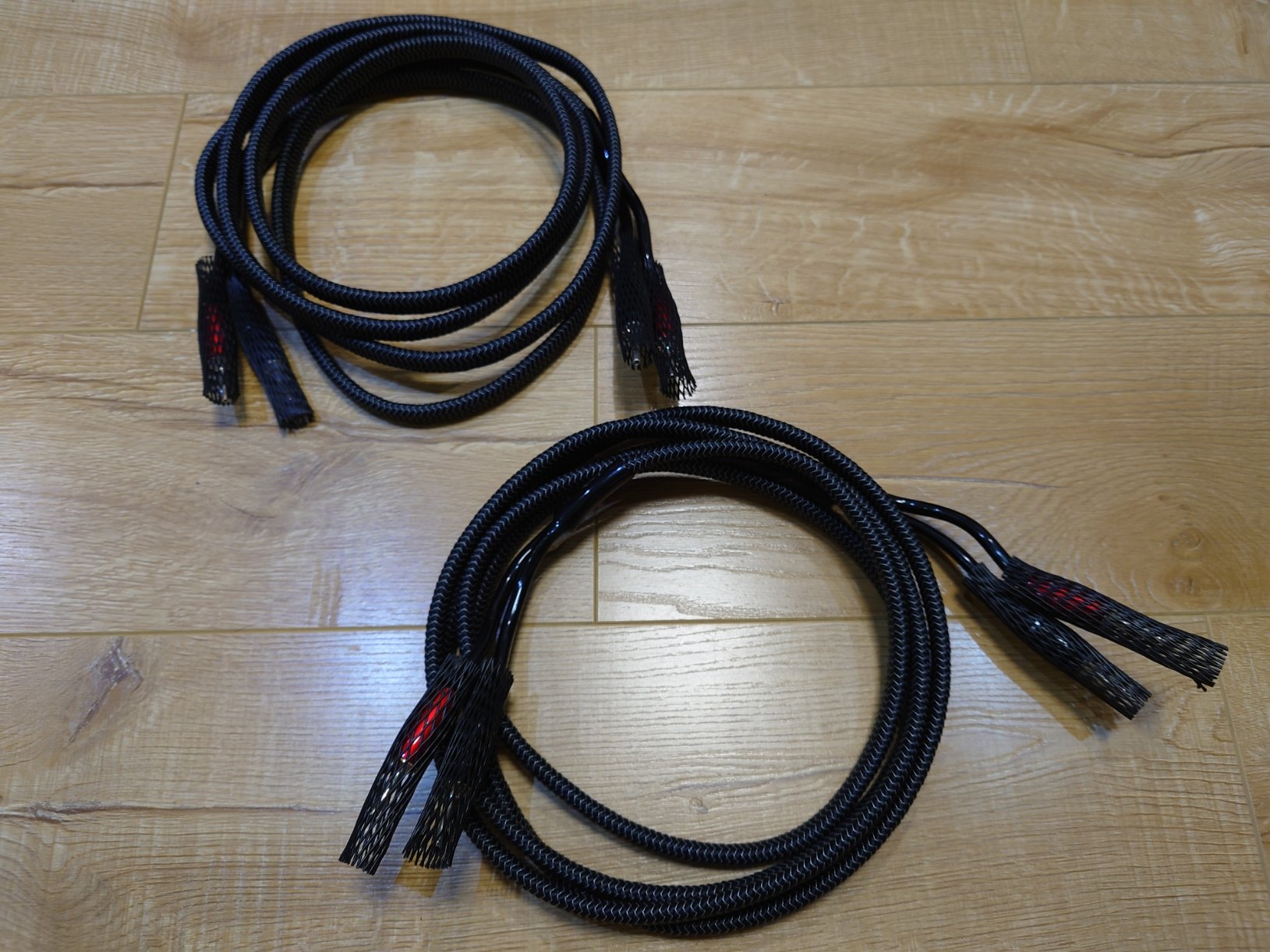 AudioQuest Rocket 44 3M Speaker Cables - Speaker Cables - StereoNET