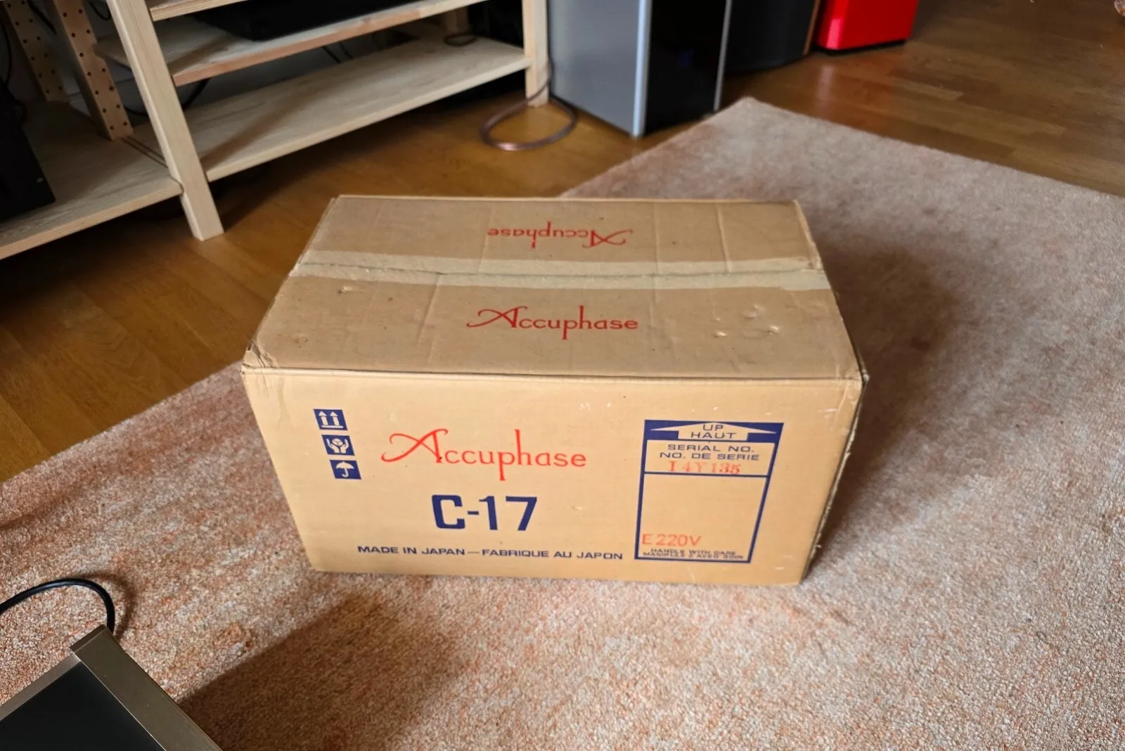 Accuphase C-17 Phono Preamplifier - Phono Amplifiers - StereoNET