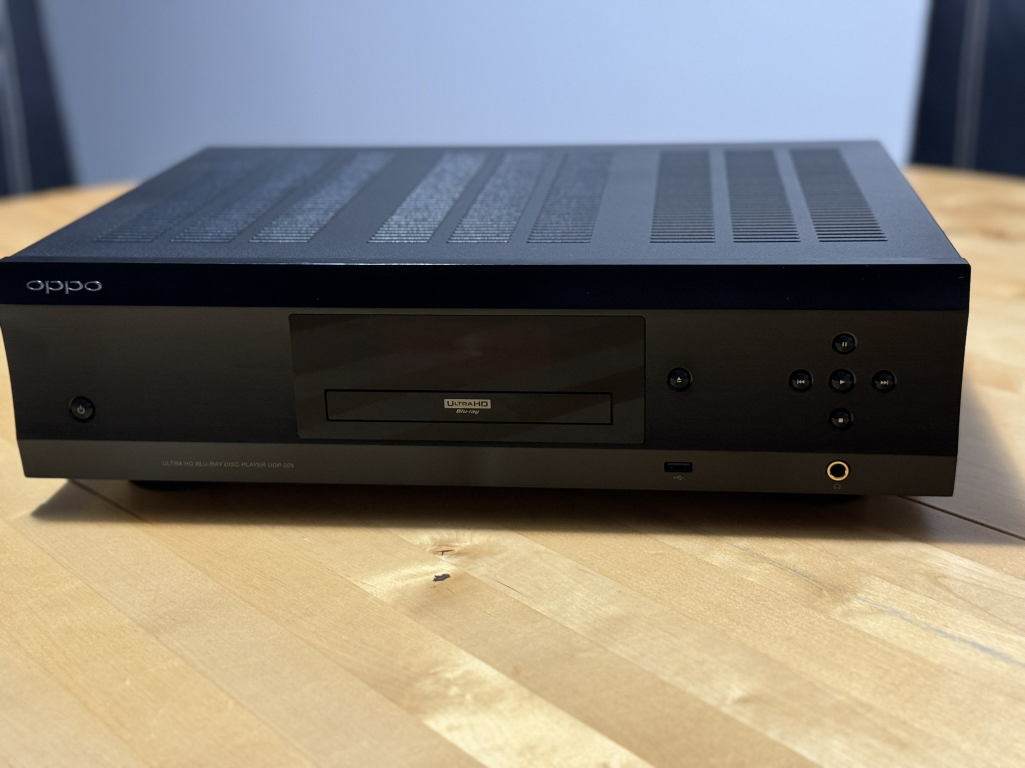 Oppo UDP-205 CD Transport/DAC - CD/SACD Players & Transport - StereoNET