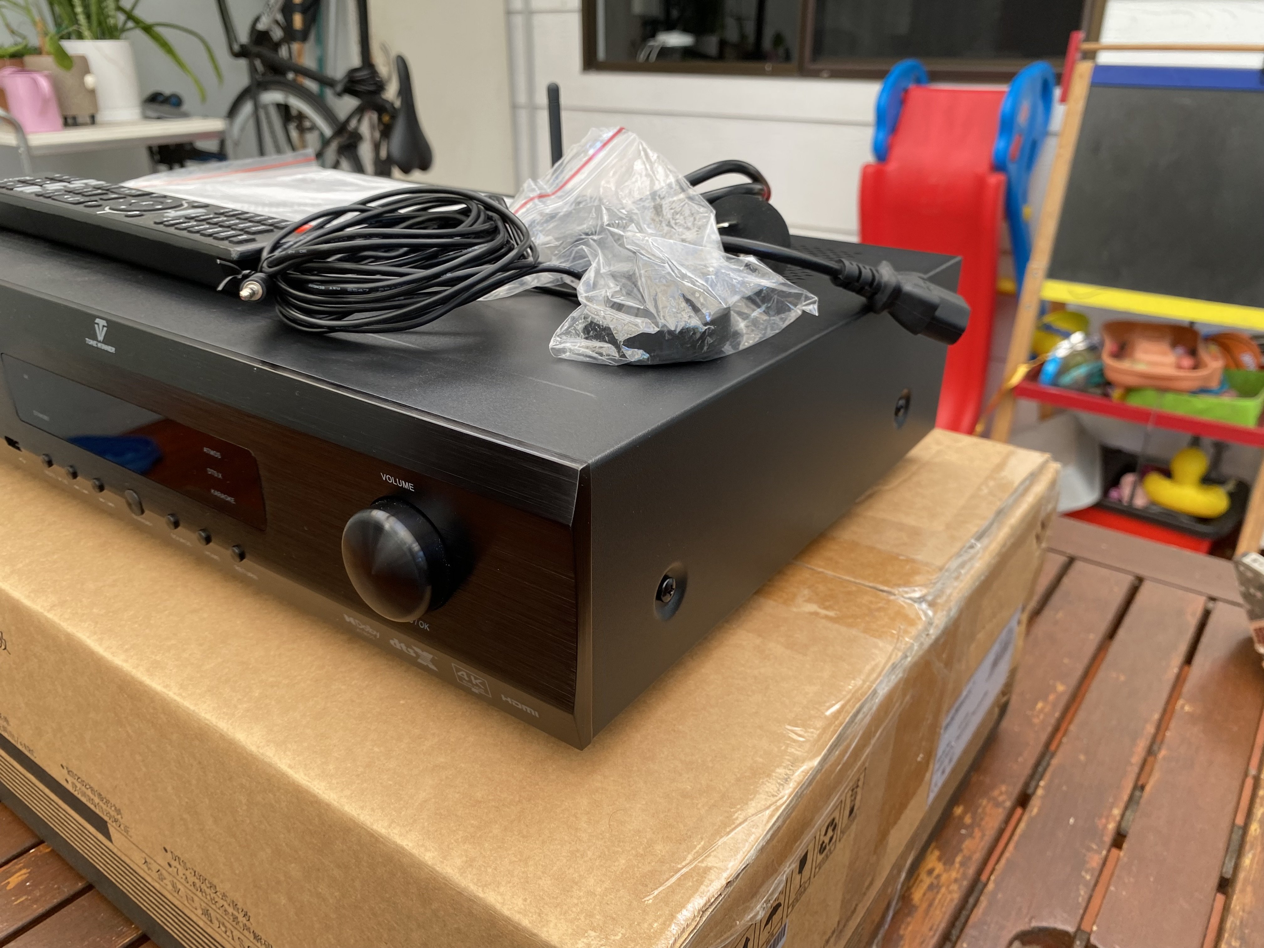 Tonewinner AT-300 AV Processor - AV Receivers & Processors - StereoNET