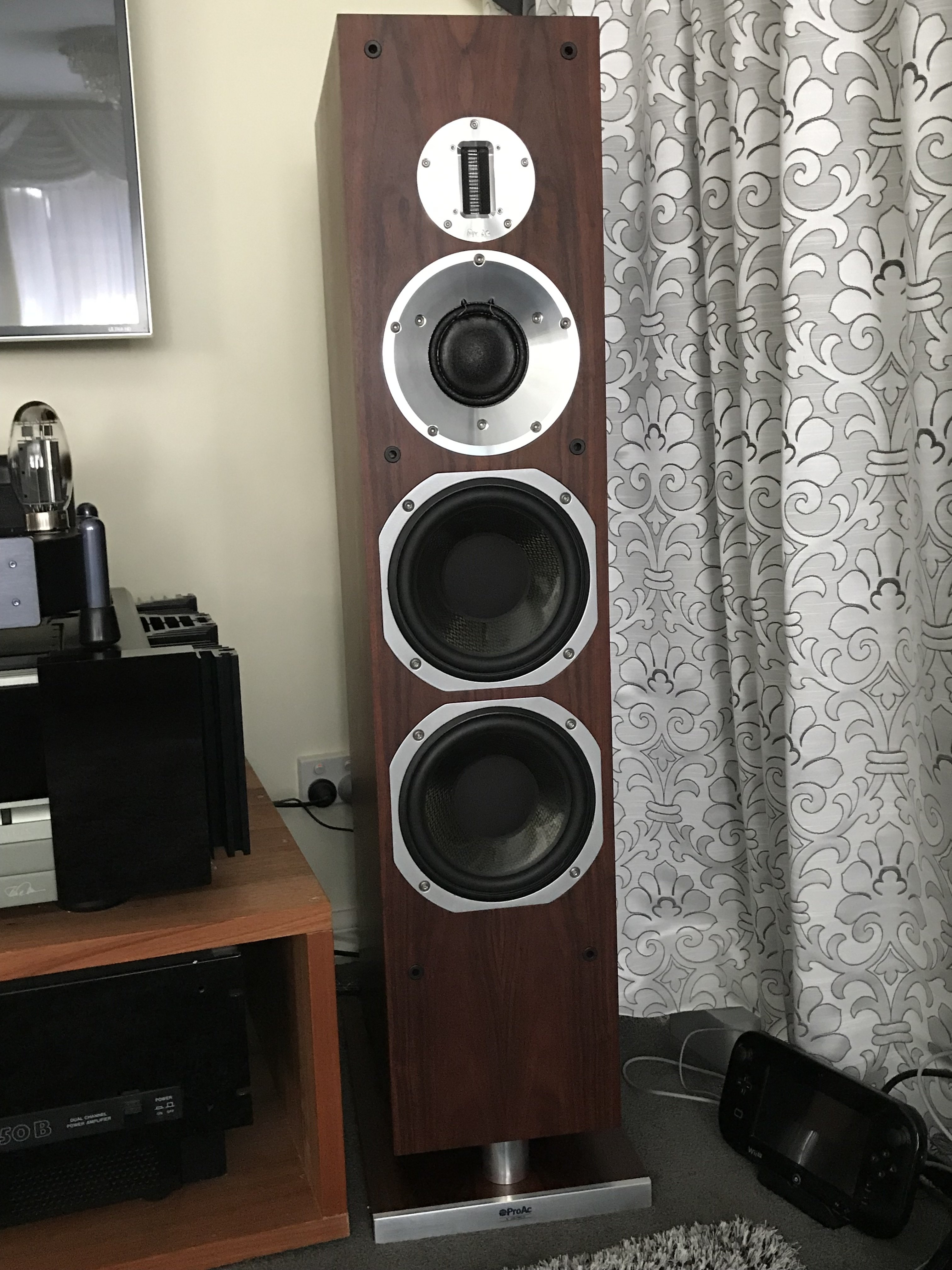Proac K8 Floorstanding Loudspeakers - Floorstanders & Large Monitors ...