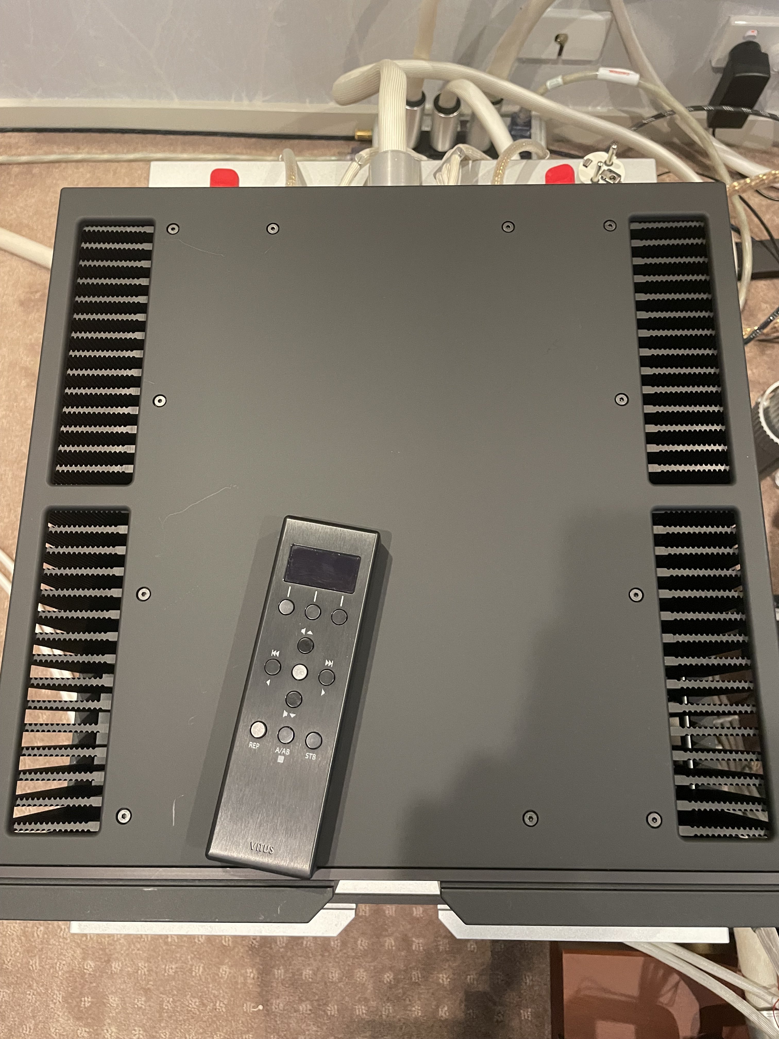 Vitus Audio SIA 025 MK2 Integrated Amplifier (Solid State) - Integrated ...