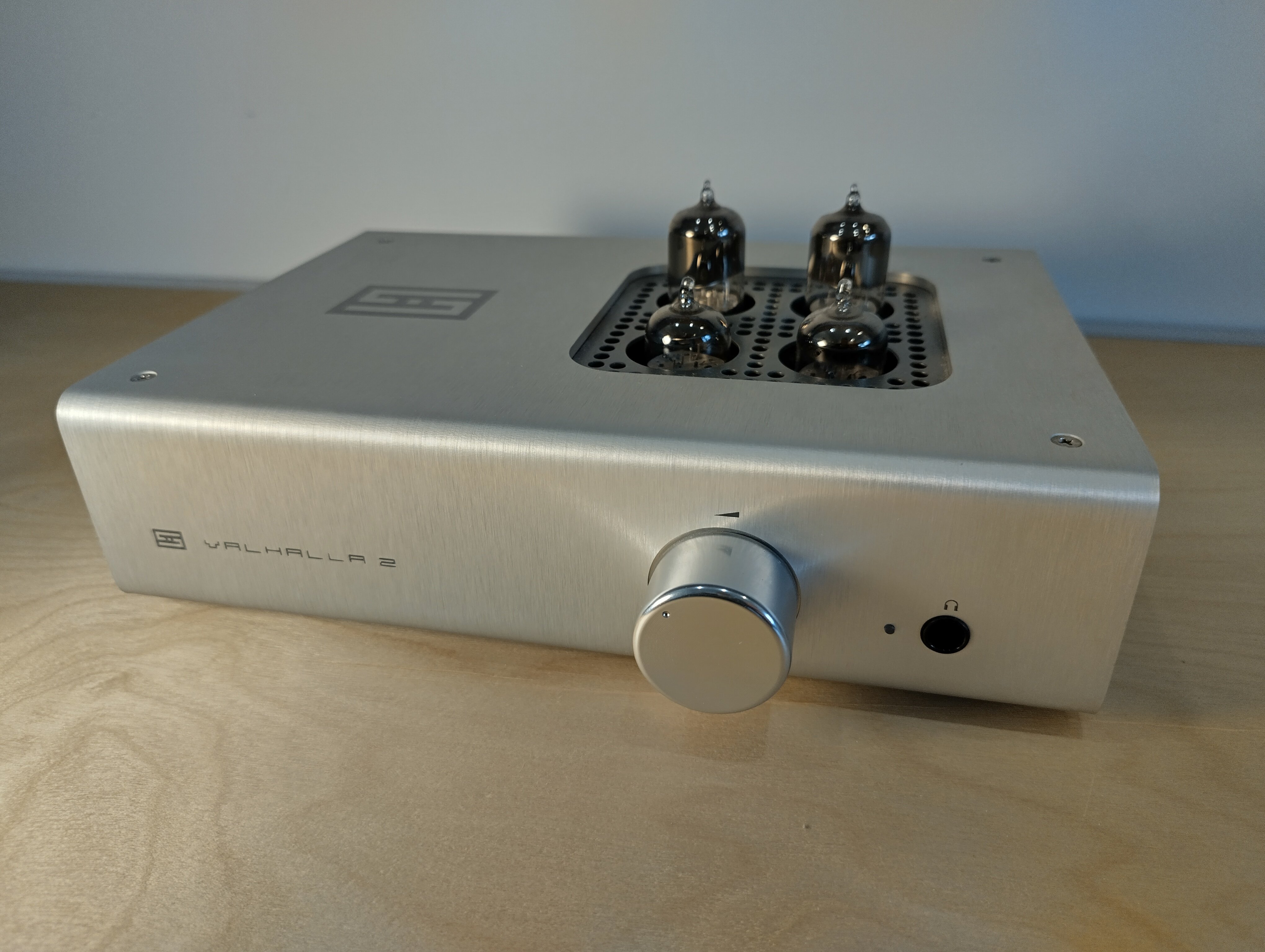 Schiit Audio Valhalla 2 Headphone Amplifier - Headphone Amps & DACs ...