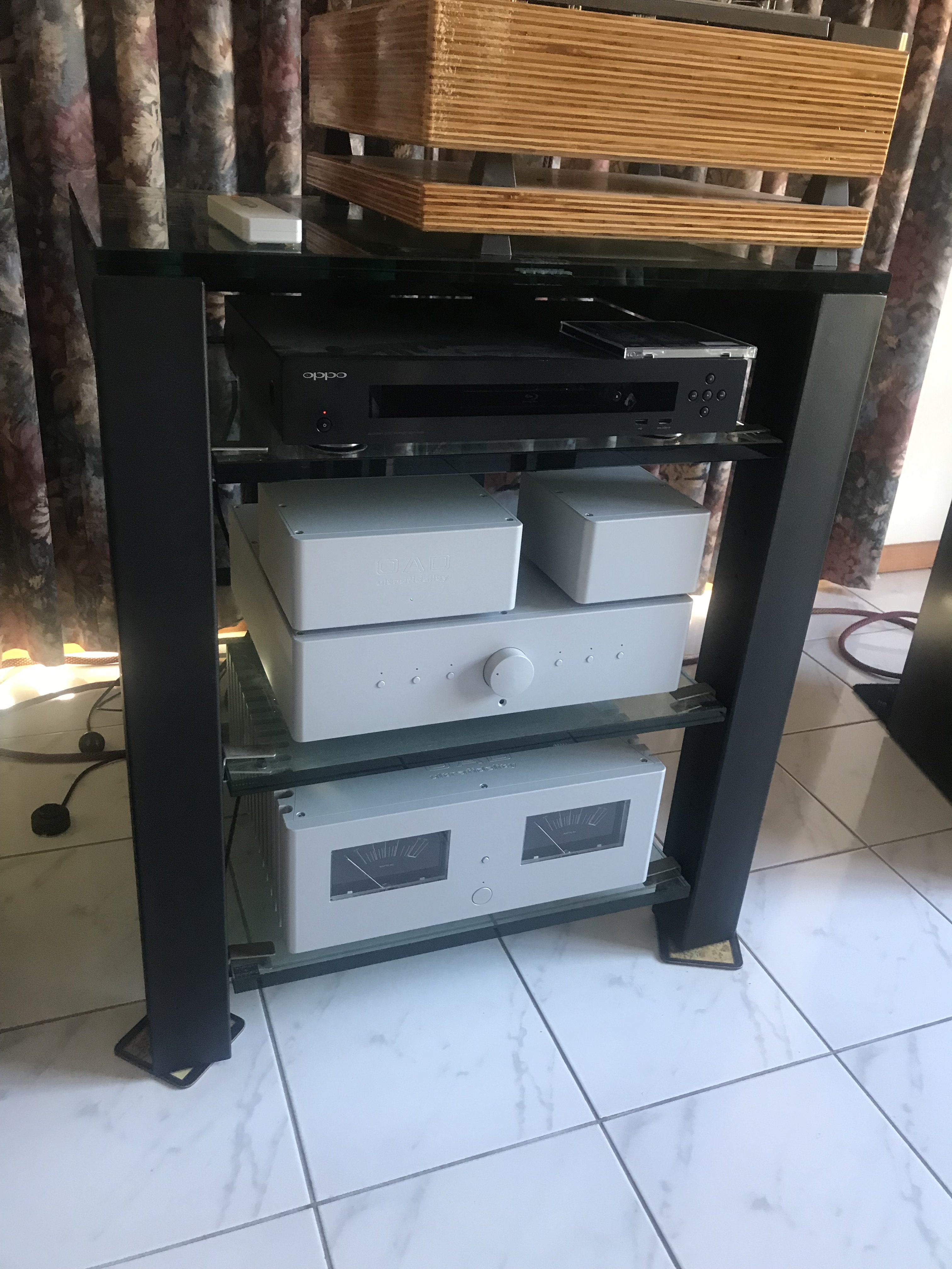 Schroers & Schroers Focus 72 AV Rack / Cabinet - Racks & Cabinets ...