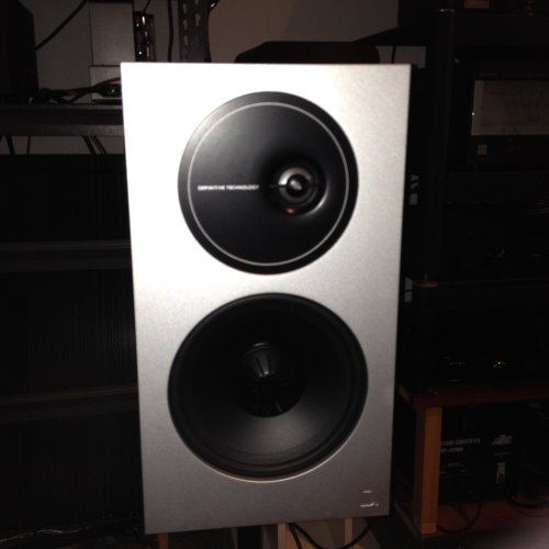 Definitive Technology D11 Bookshelf Loudspeakers |﻿ Bookshelf & Small ...