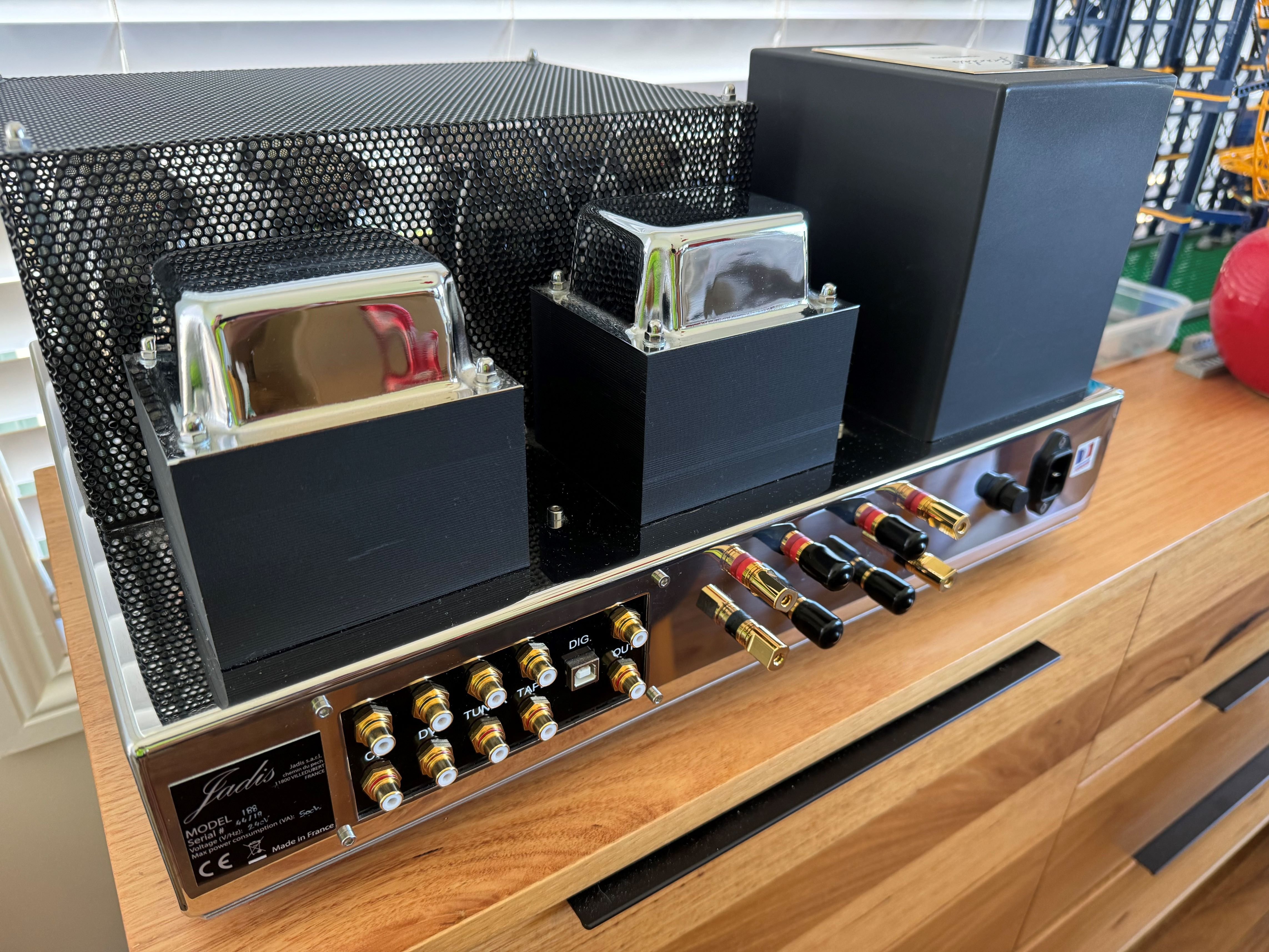 Jadis Electronics I88 Integrated Amplifier (Valve) - Integrated Amplifiers - StereoNET