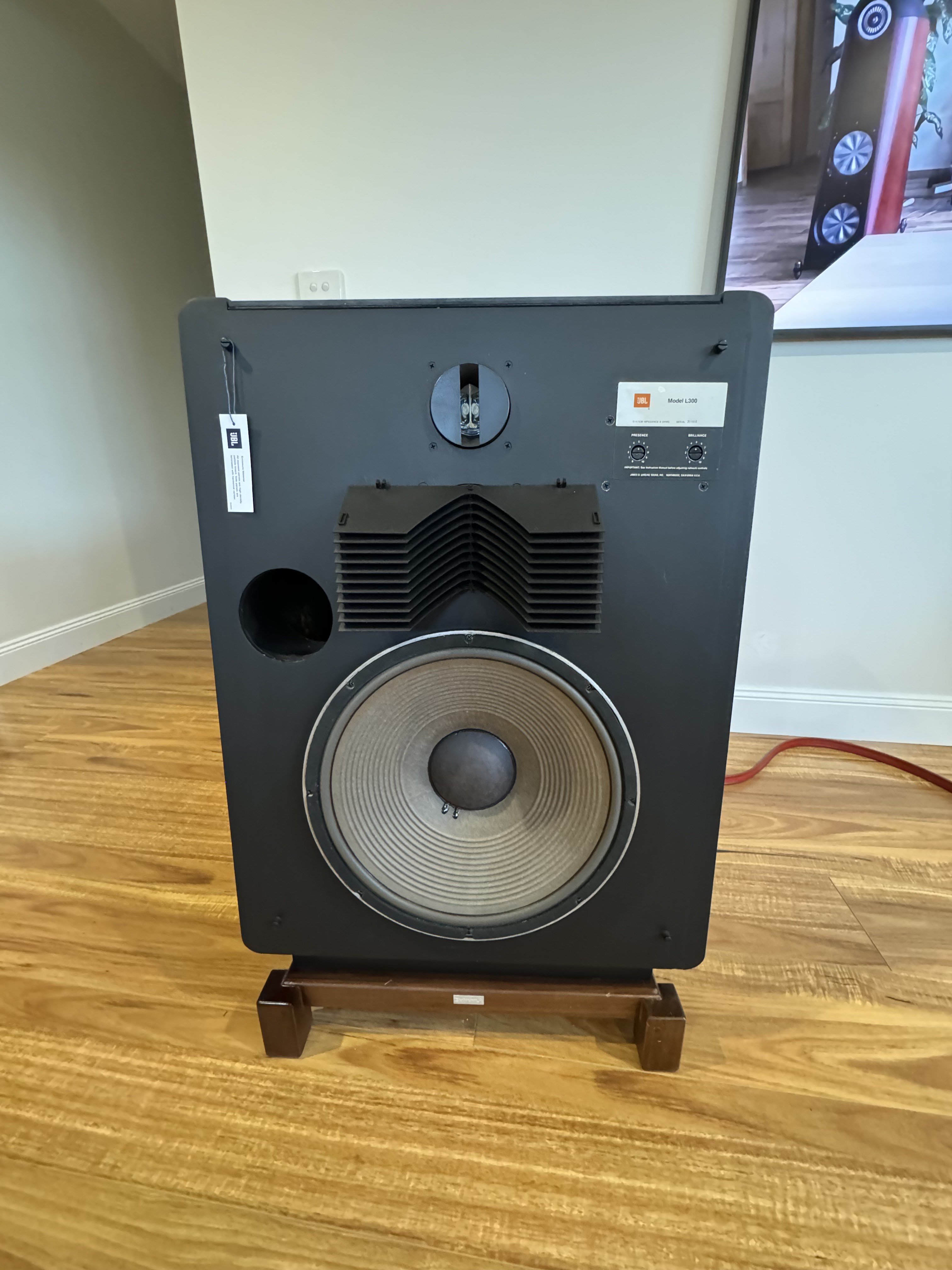 JBL L300 Floorstanding Loudspeakers - Floorstanders & Large Monitors ...