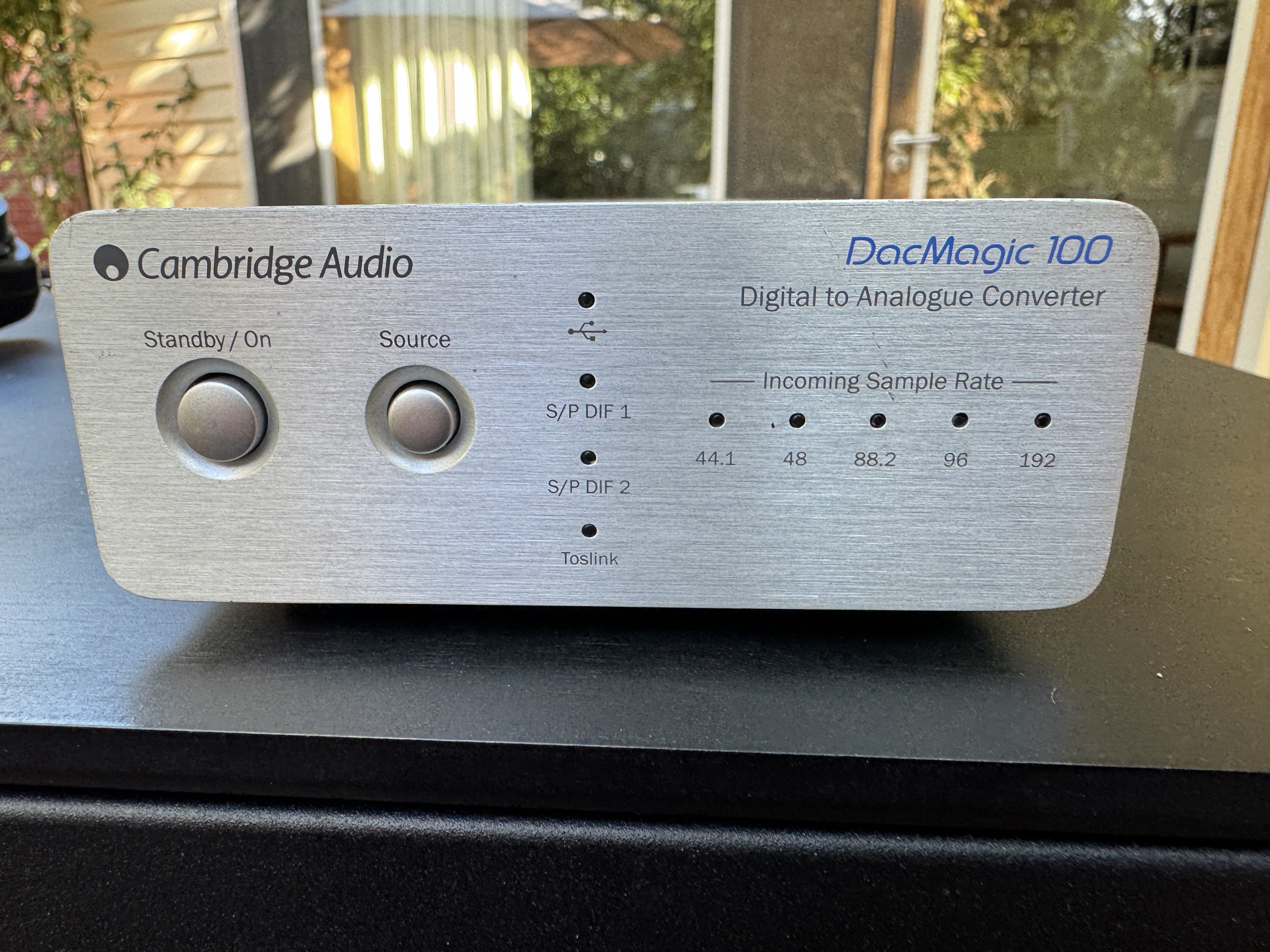 Cambridge Audio DacMagic 100 DAC - DACs and Streamers - StereoNET