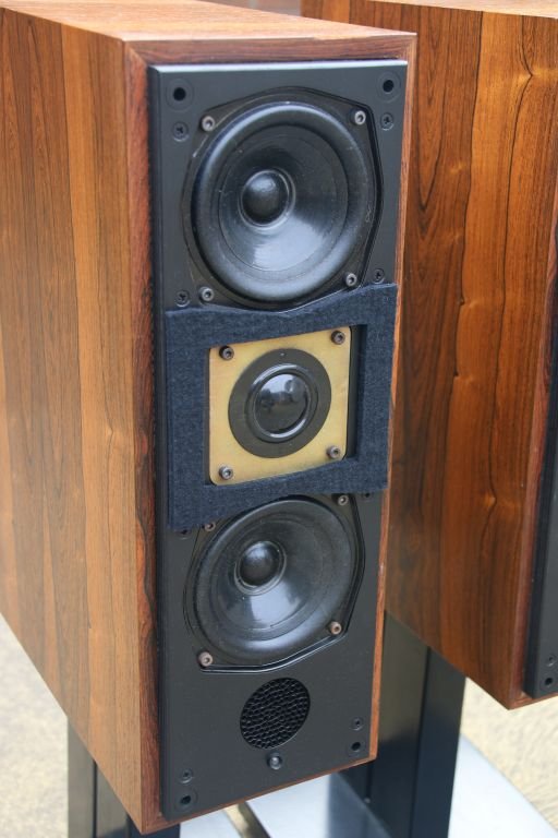 Meridian Audio M2 Floorstanding Loudspeakers - Floorstanders & Large ...