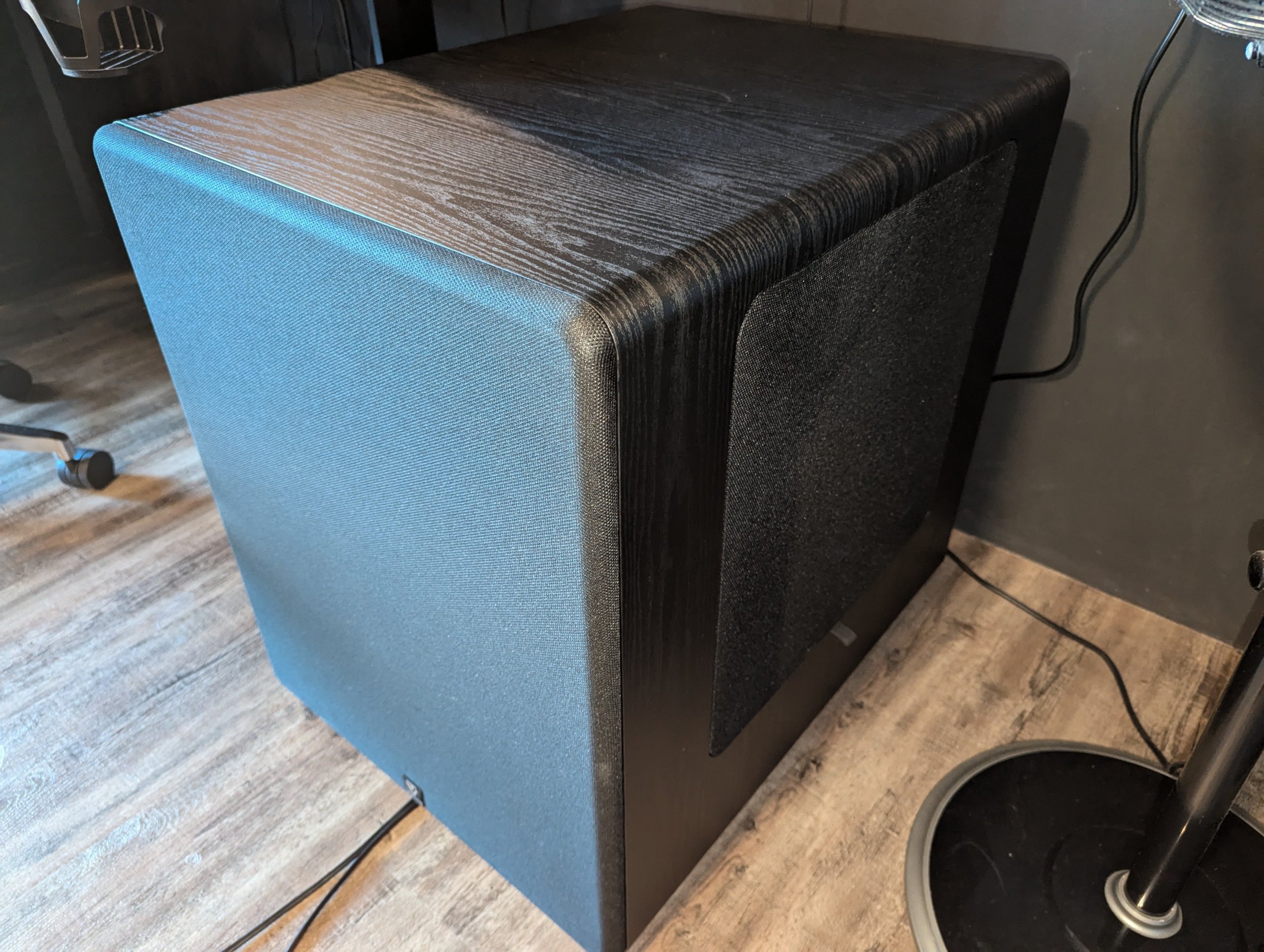 Tonewinner D4000 D6000 subwoofers - Speakers, Soundbars and Subwoofers ...