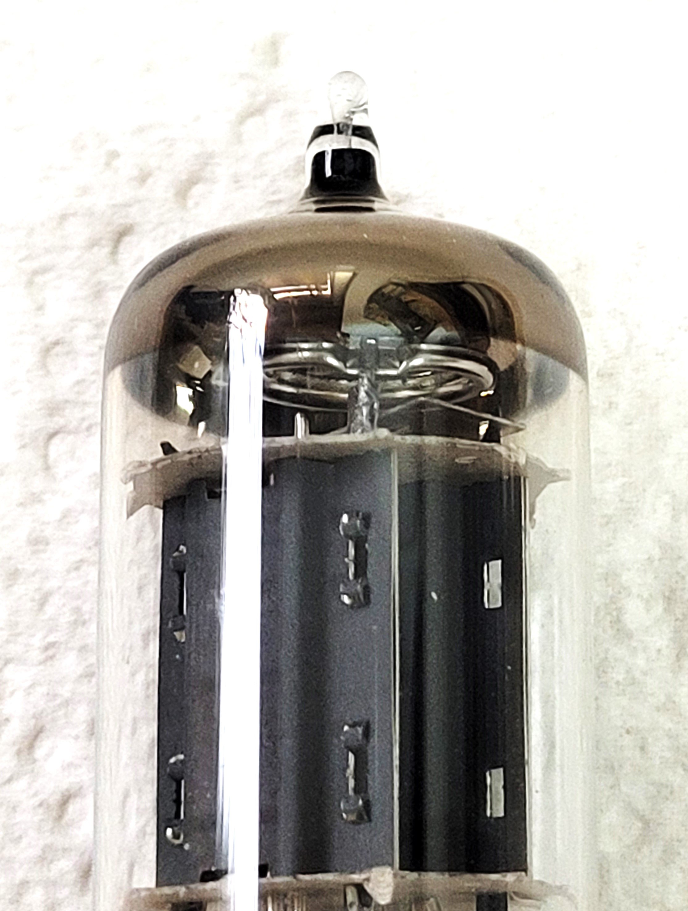 Telefunken 12AX7 Valves/Tubes |﻿ Valves / Tubes