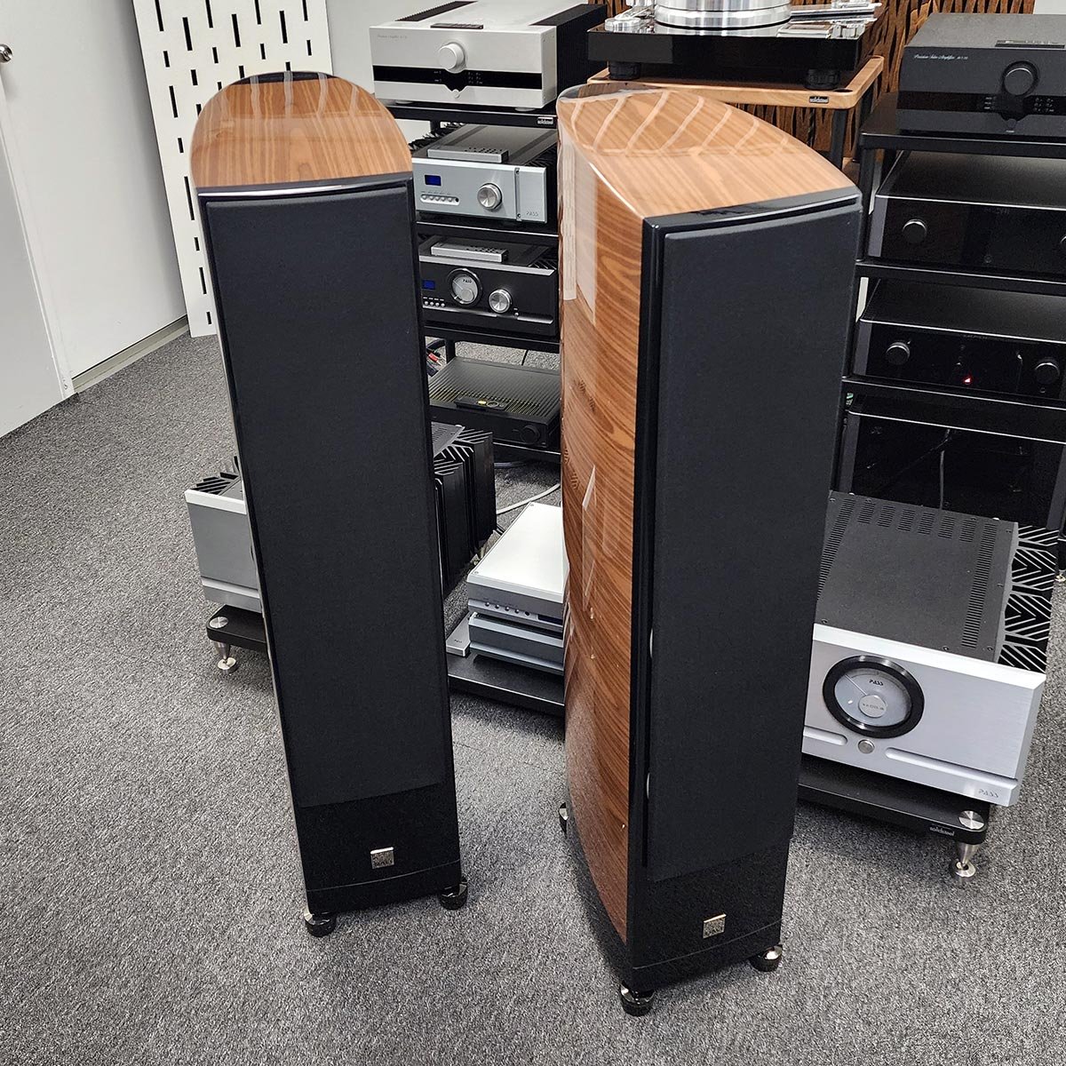 DALI EPICON 8 Floorstanding Loudspeakers - Floorstanders & Large ...