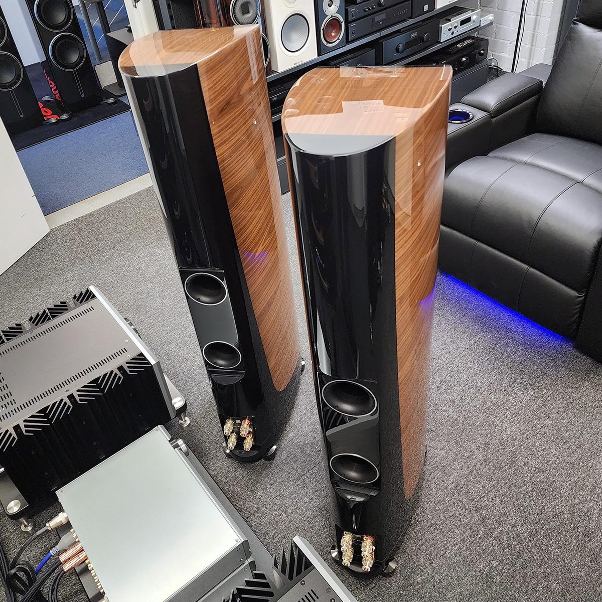DALI EPICON 8 Floorstanding Loudspeakers - Floorstanders & Large Monitors - StereoNET