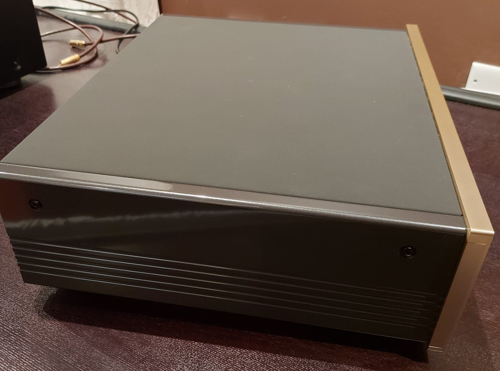 Accuphase DP500 CD Player - CD/SACD Players & Transport - StereoNET