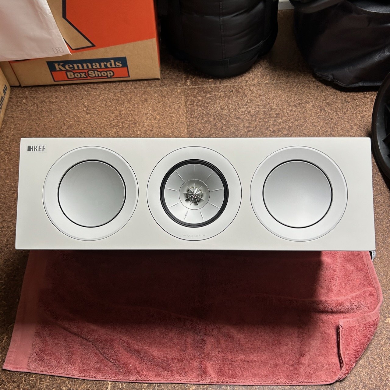 KEF R2c Centre Speaker - Installed / Surround / Dedicated Cinema - StereoNET