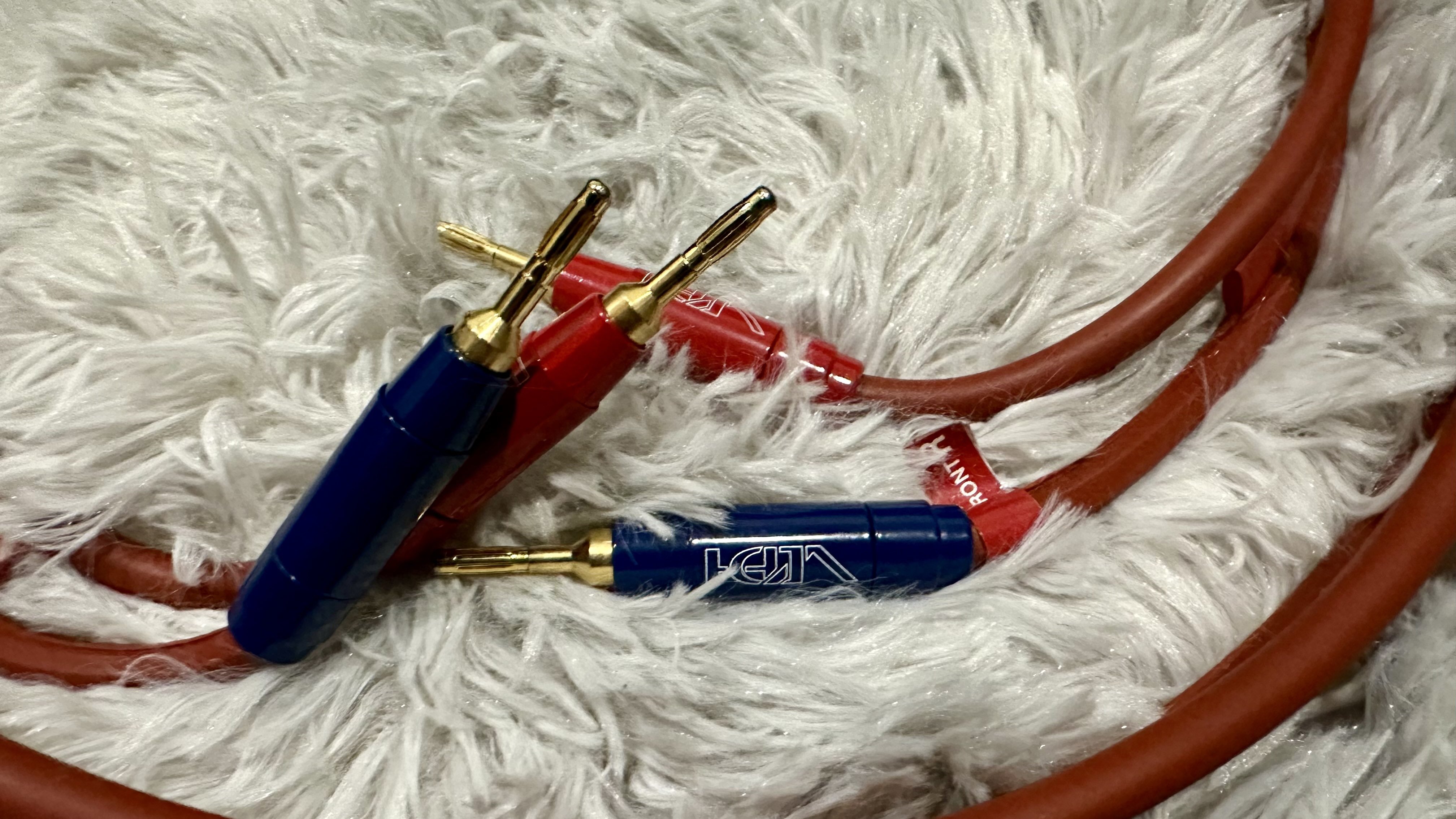 Van Den Hul The Magnum Hybrid Speaker Cables |﻿ Speaker Cables