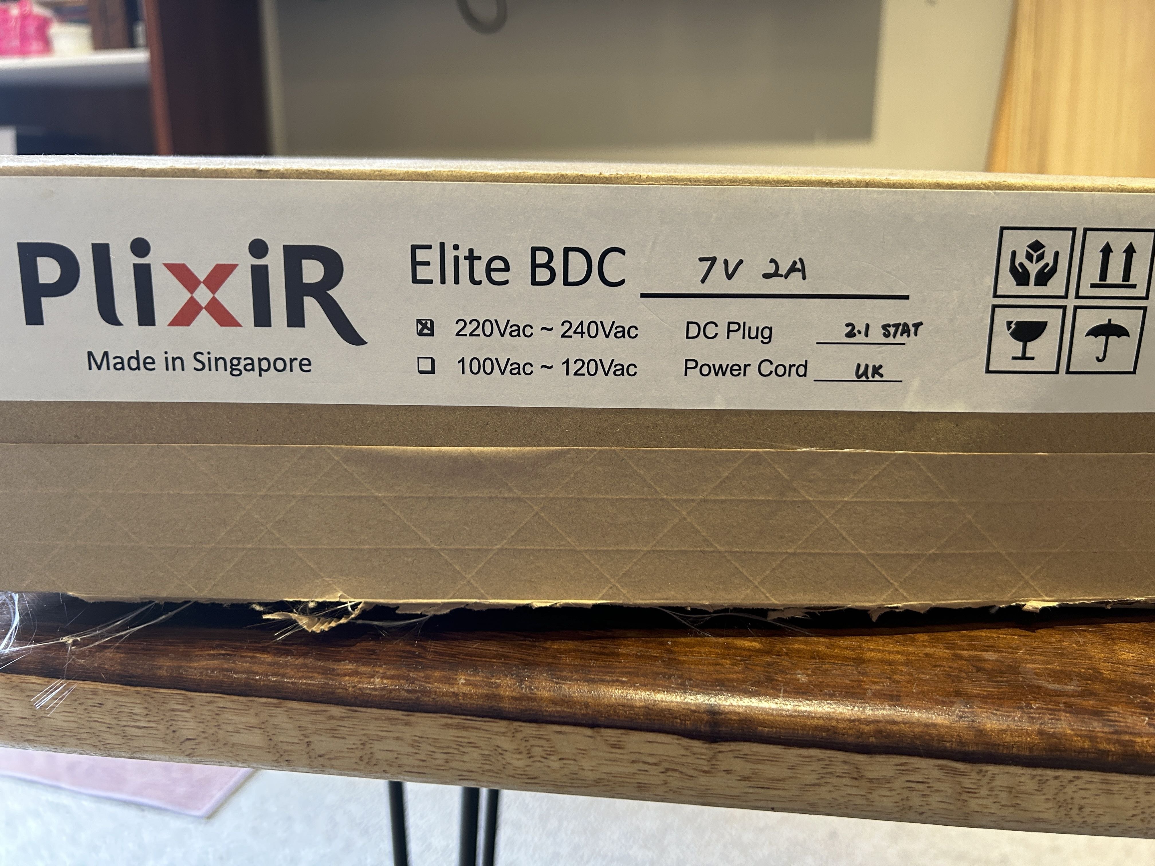 Plixir Power Elite BDC Linear Power Supply - Power Supplies ...