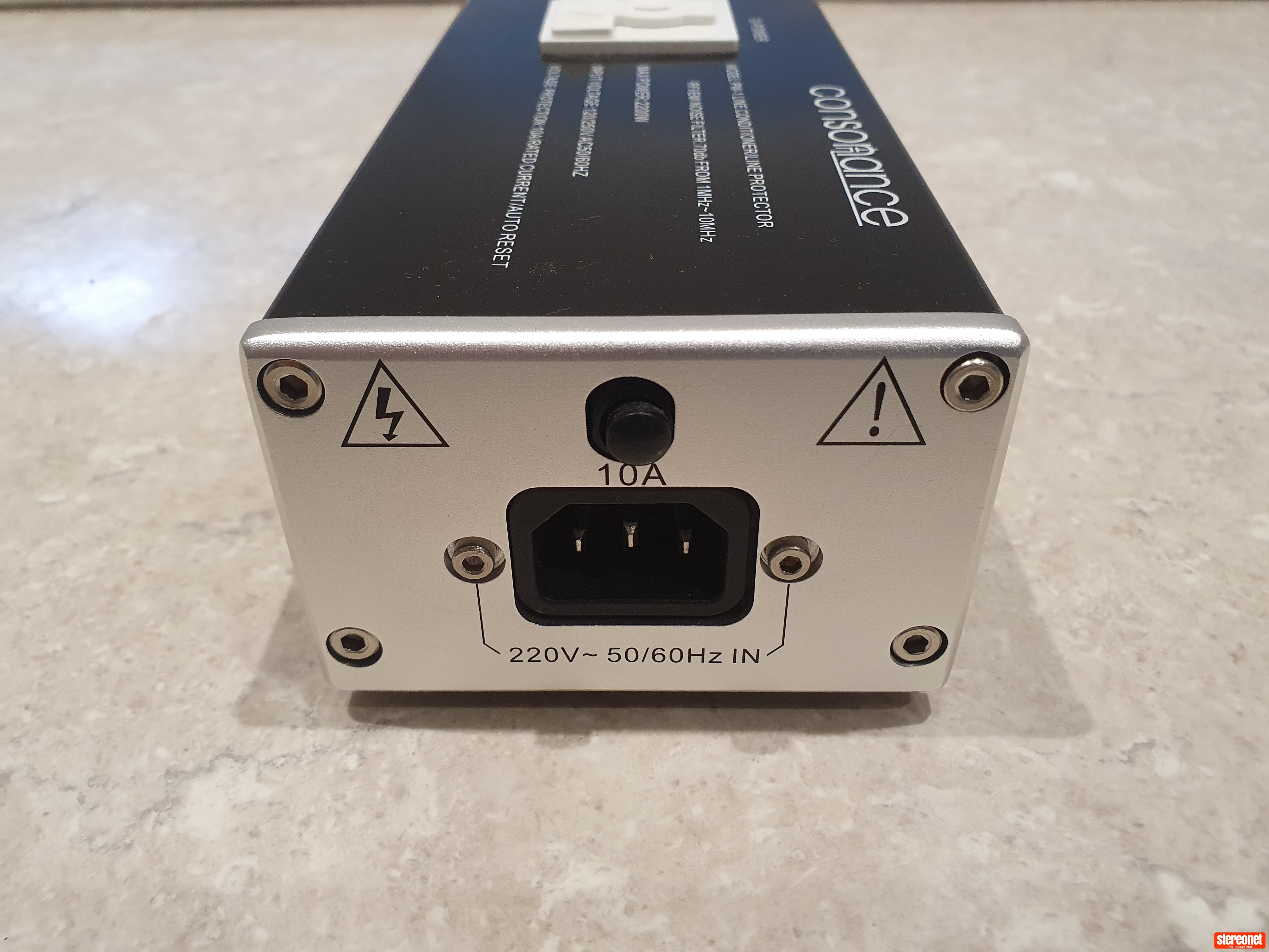 Consonance PW-1 Power Filter - Power Filtering / Conditioning - StereoNET