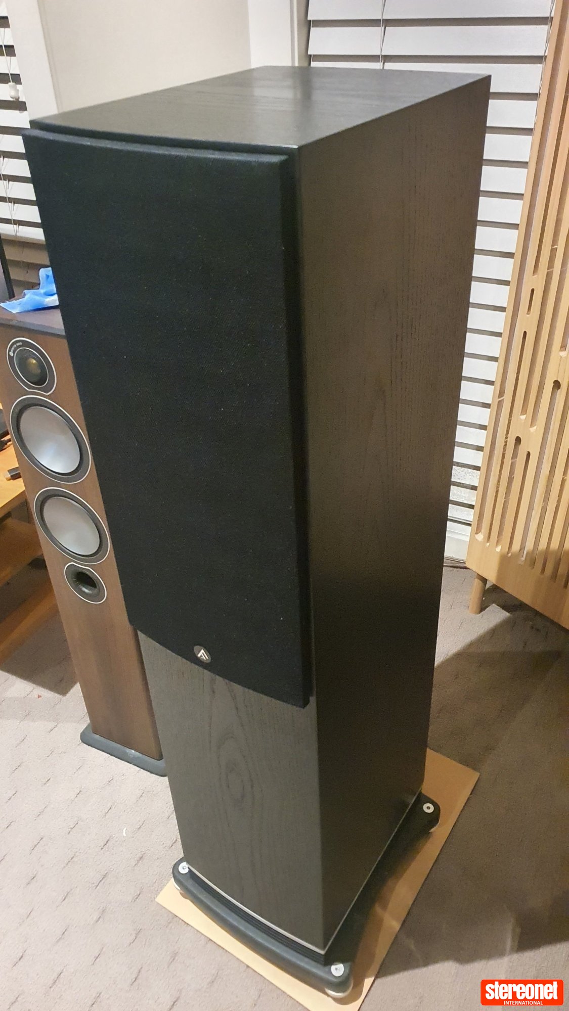 Fyne Audio f502 Floorstanding Loudspeakers - Floorstanders & Large ...