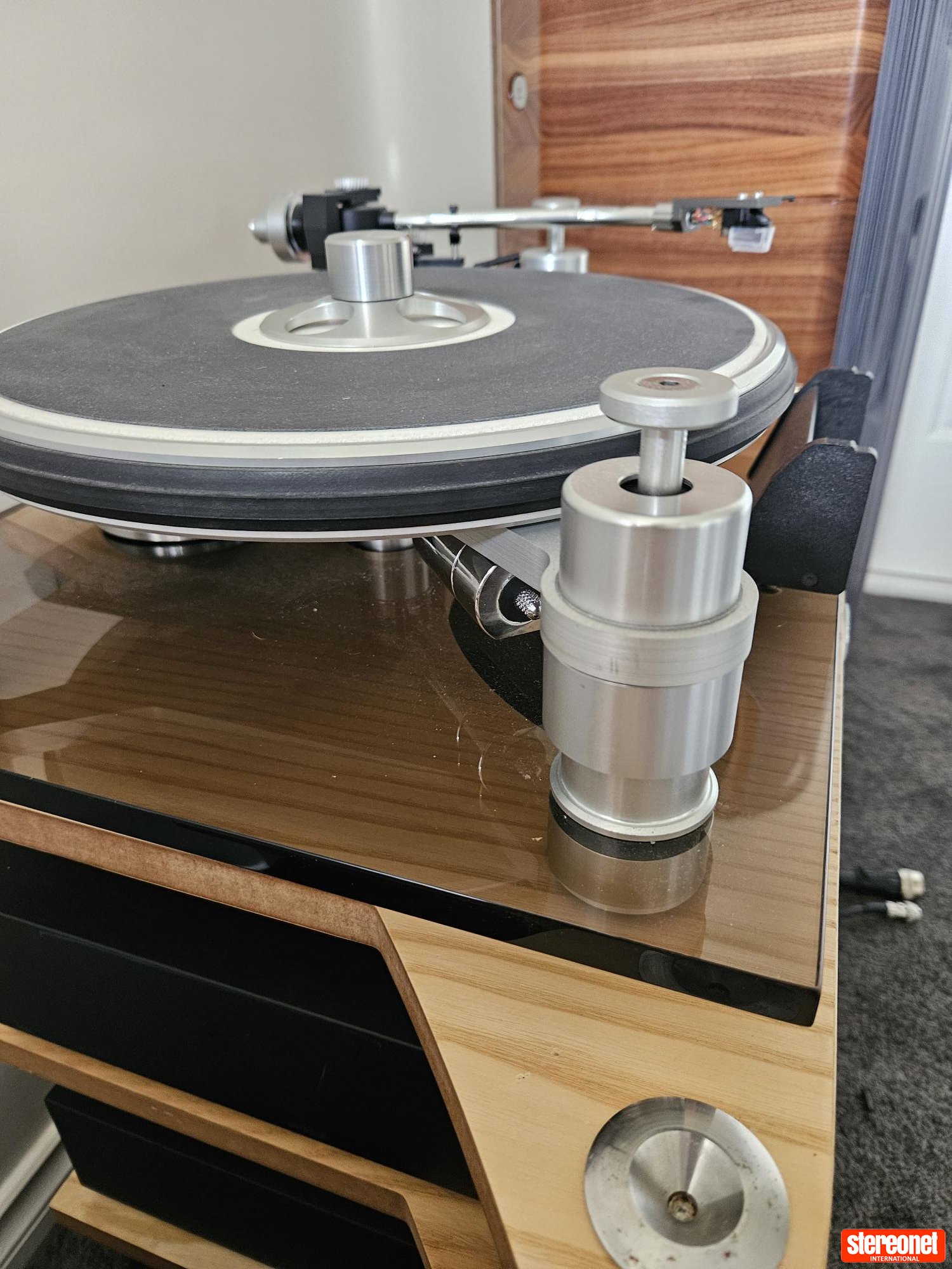 Oracle Delphi Turntable and Tonearm Package - Turntables & Record ...