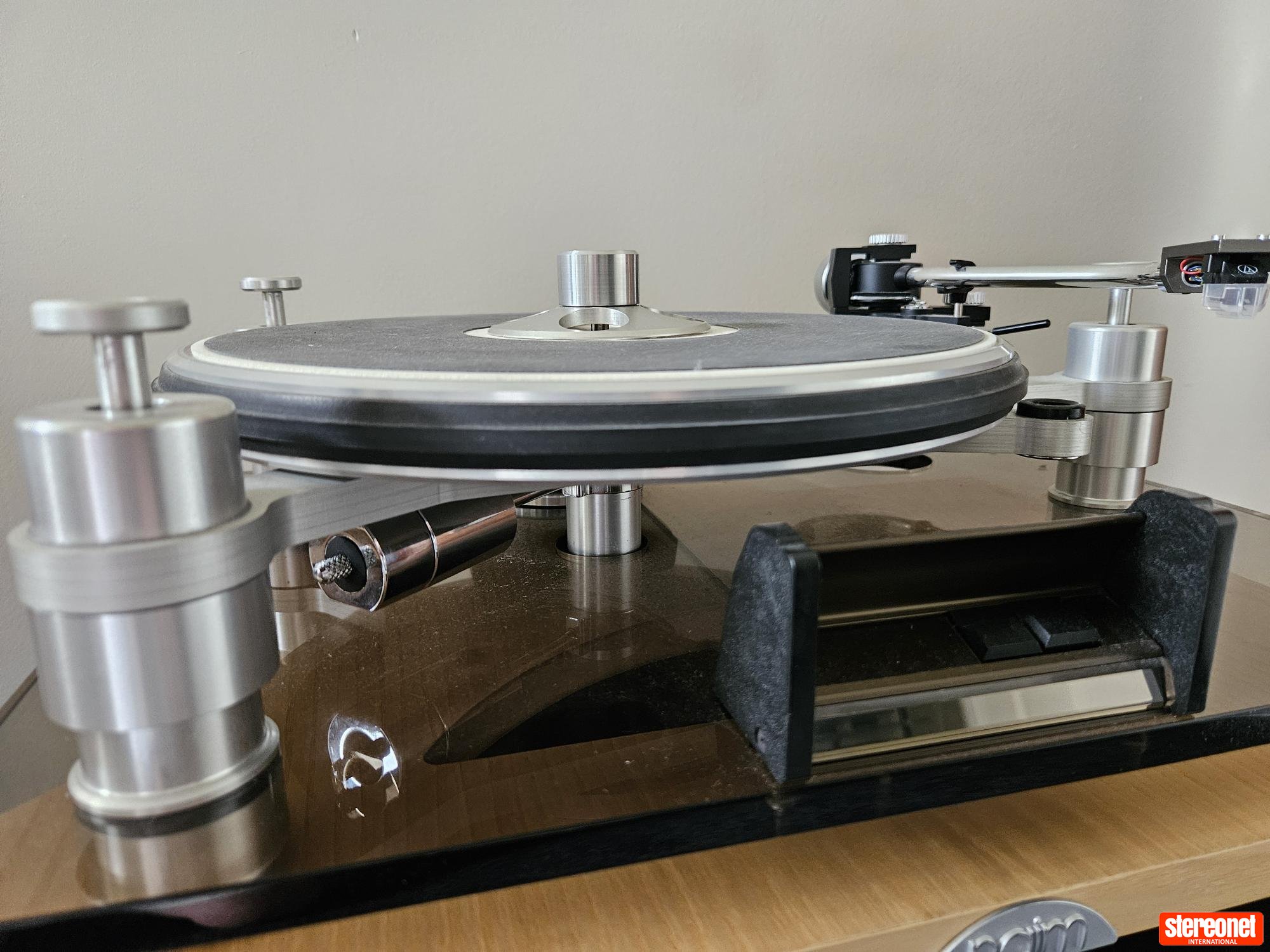Oracle Delphi Turntable and Tonearm Package - Turntables & Record ...