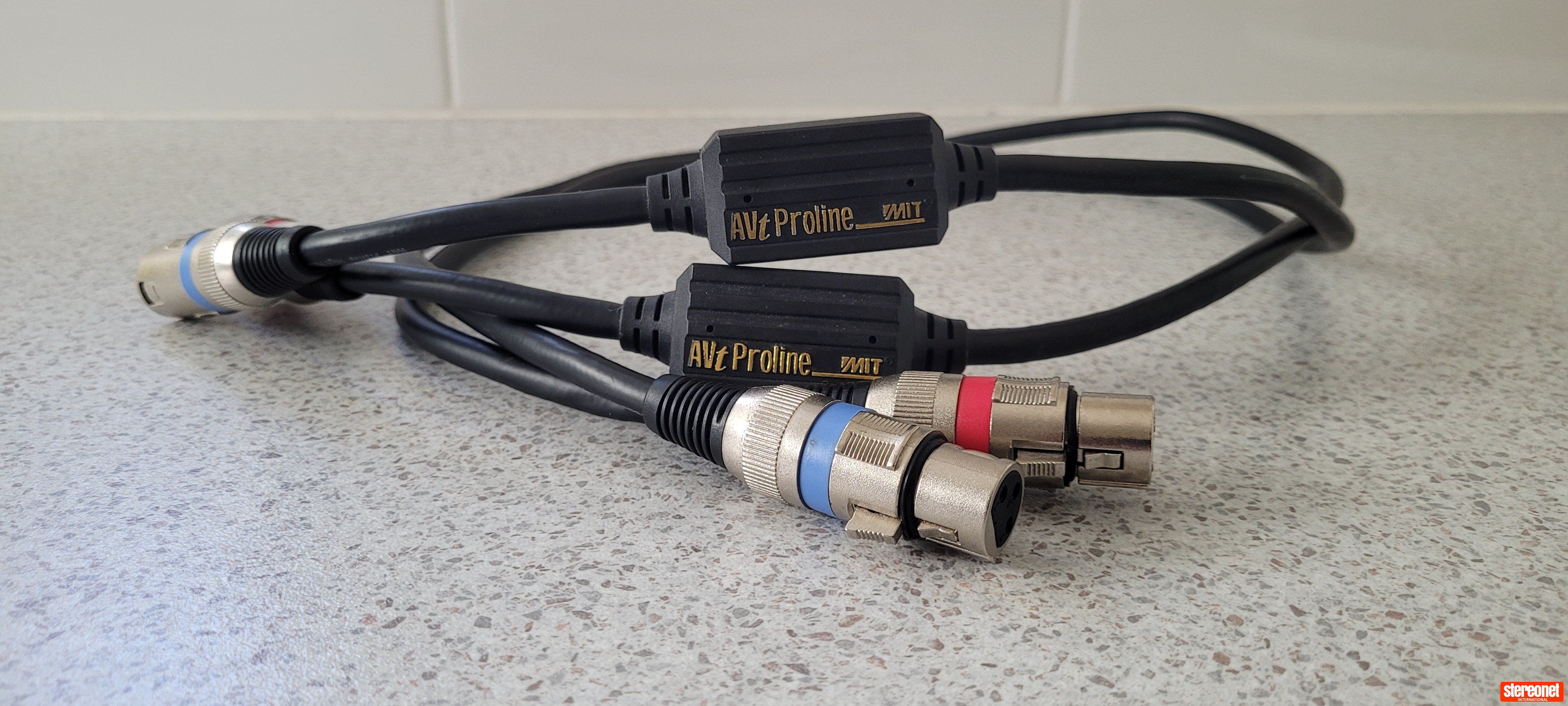 MIT AVT Proline 1M Interconnect Cables (XLR) - Interconnects - StereoNET