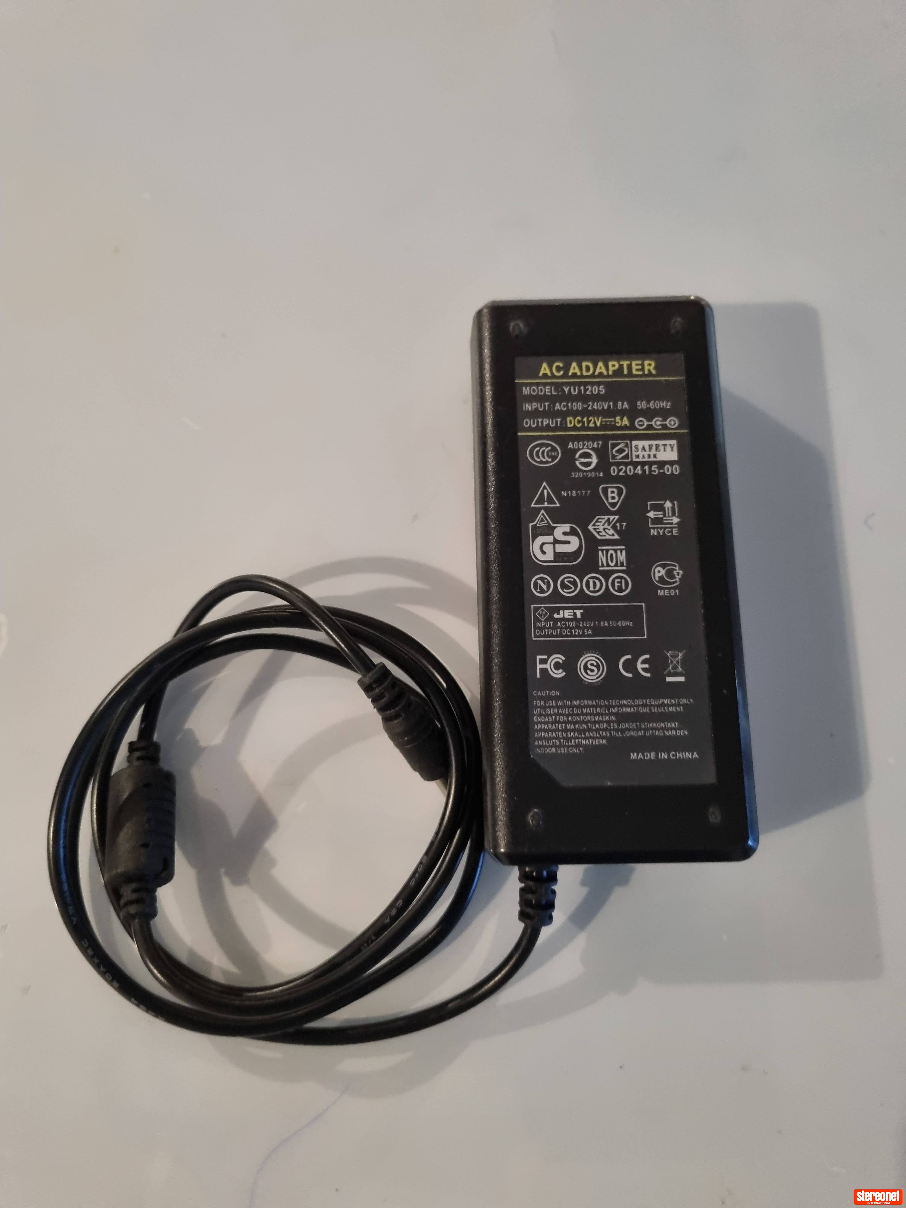 Small Green Computer Sonic Transporter Streamer - DACs and Streamers ...