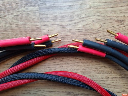 Chord Company Signature Speaker Cables - Speaker Cables - StereoNET